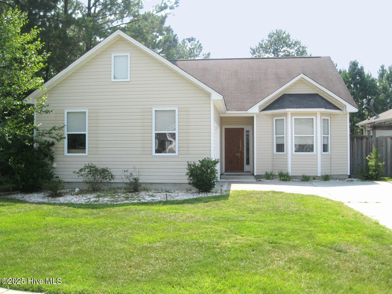 235 Sand Pebble Drive, Leased in Leland - eXp Realty