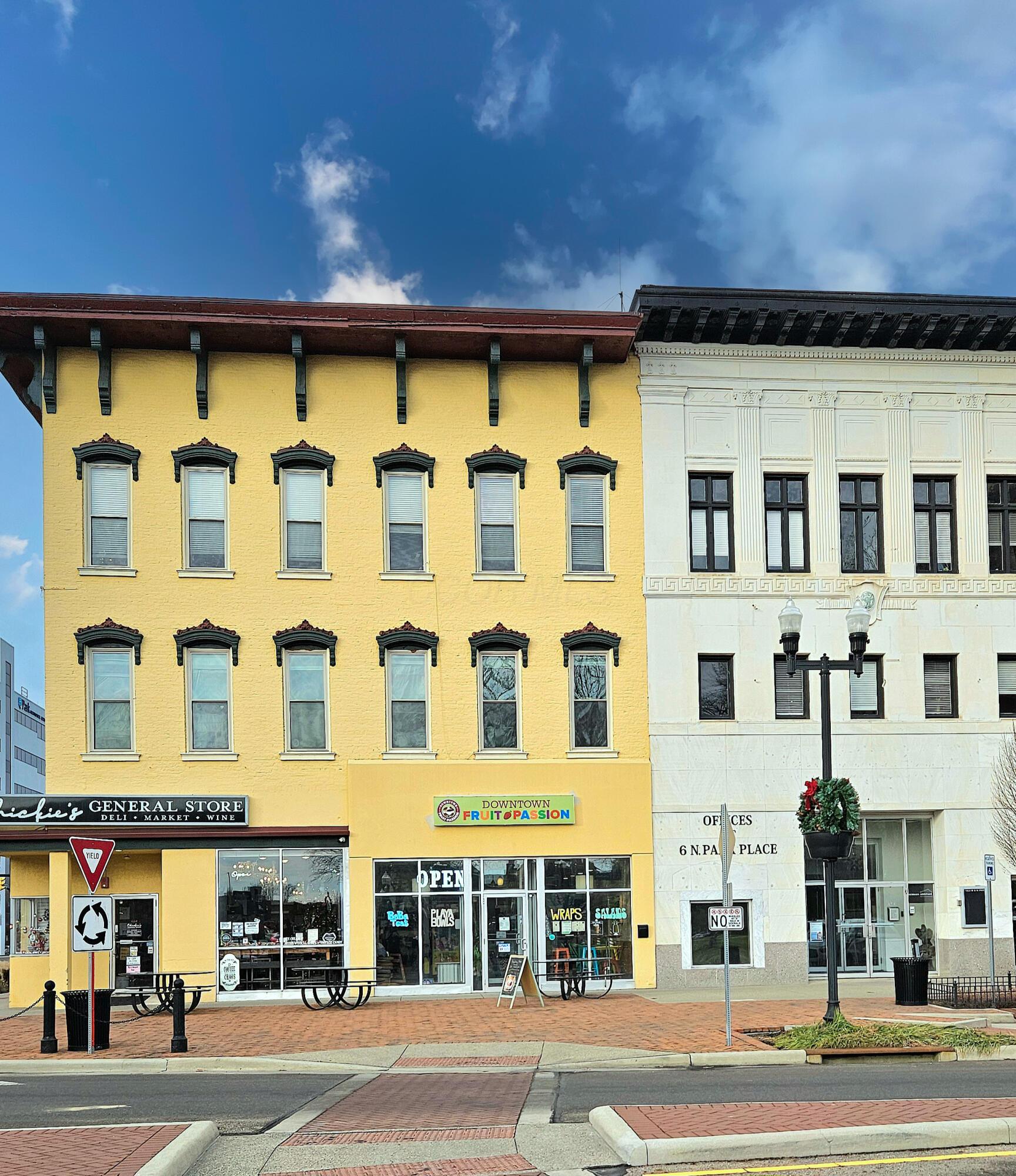 4 N Park Pl, For Sale in Newark - eXp Realty