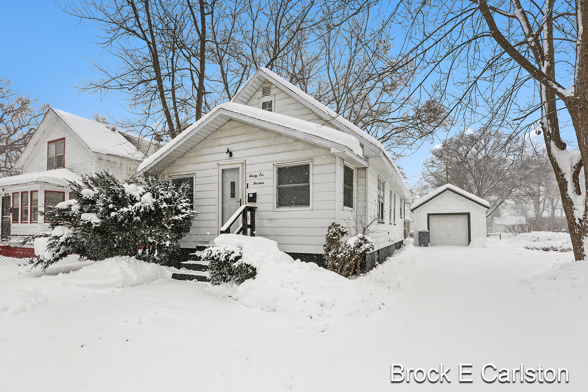 2614 Riordan St, For Sale in Muskegon - eXp Realty