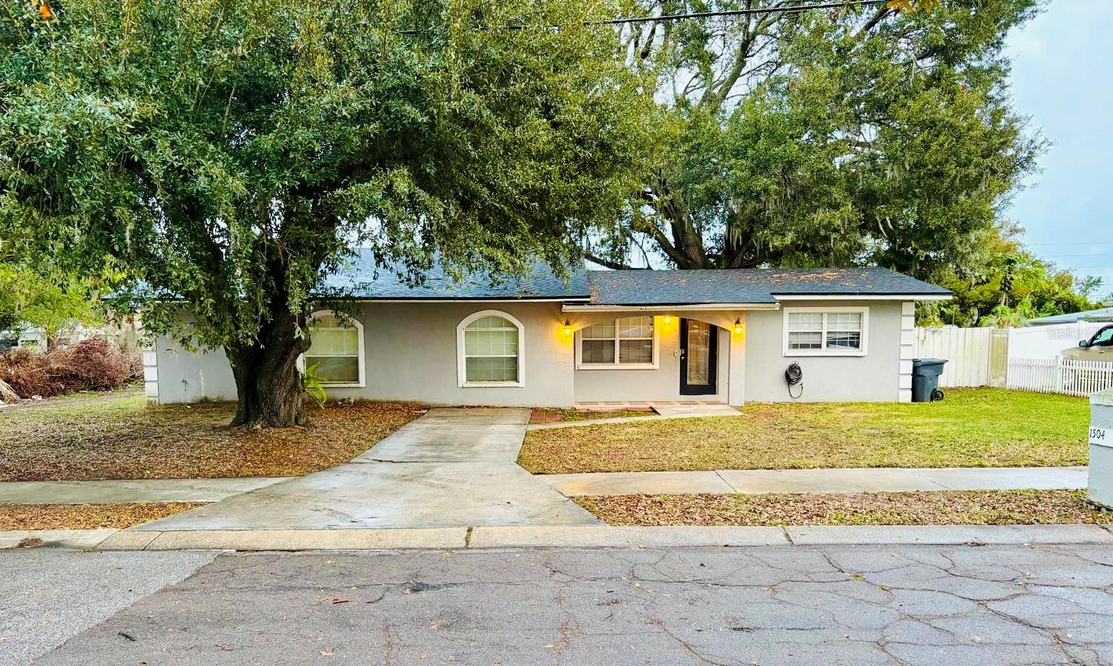 1504 Hummingbird Lane, For Sale in Lakeland - eXp Realty