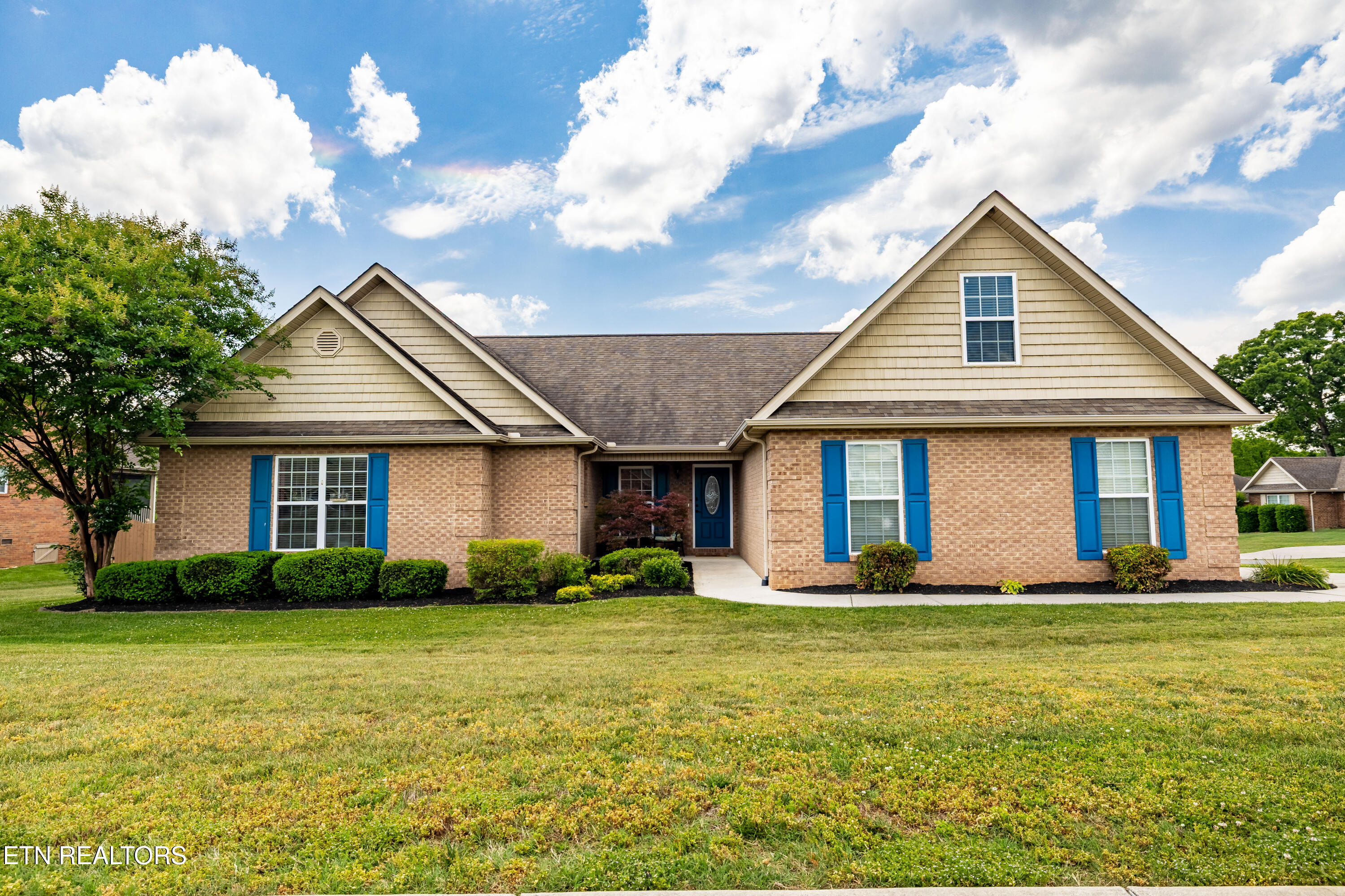 2632 Brantley Park Blvd, For Sale in Maryville - eXp Realty
