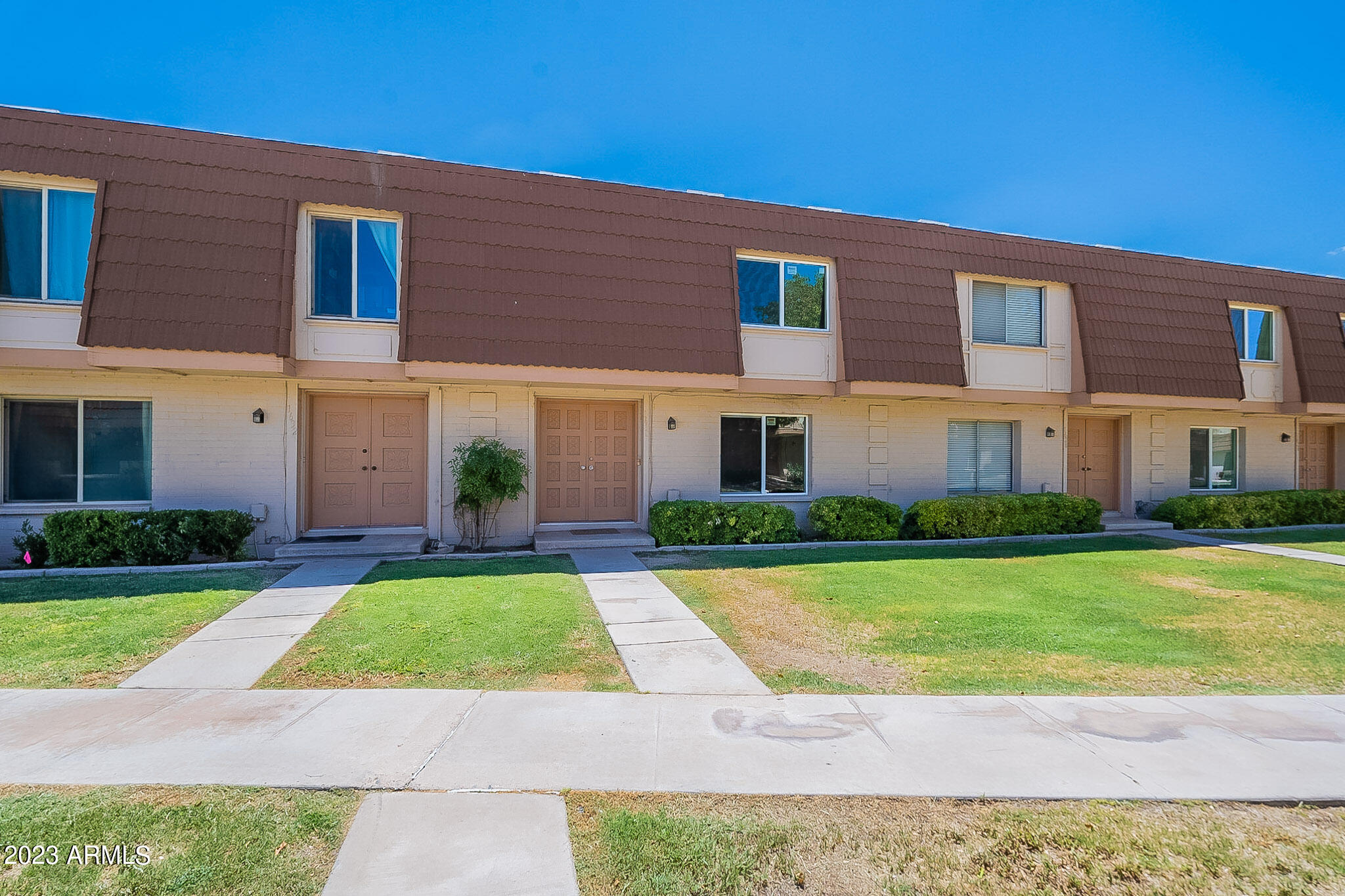 1630 E Logan Drive, Sold in Tempe - Zoocasa