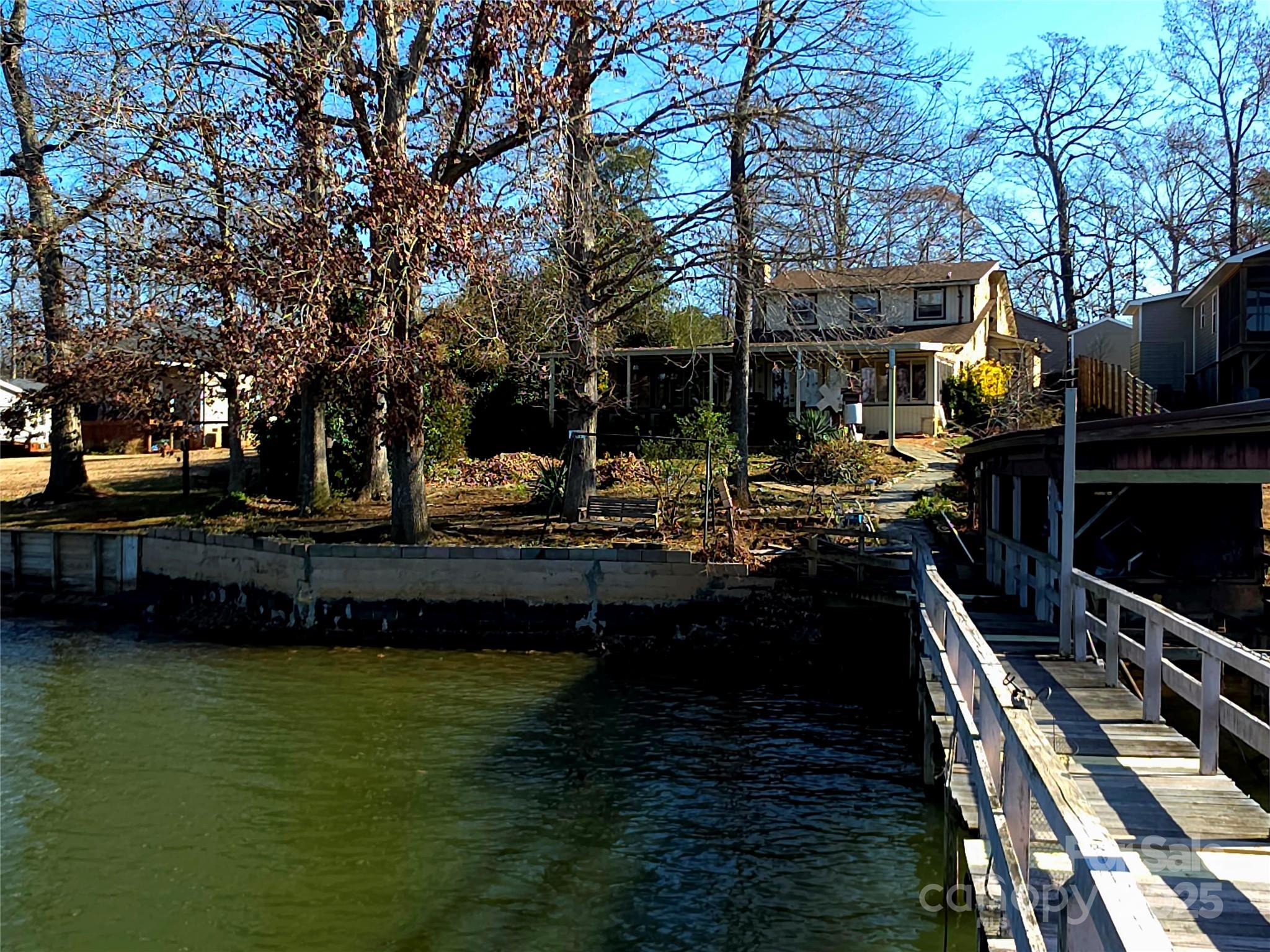 220 Yachtsman Dr, For Sale in Salisbury - eXp Realty