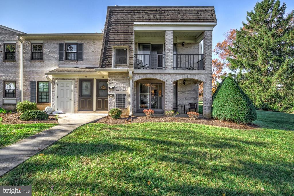 67 Valleybrook Drive, For Sale in LANCASTER - eXp Realty