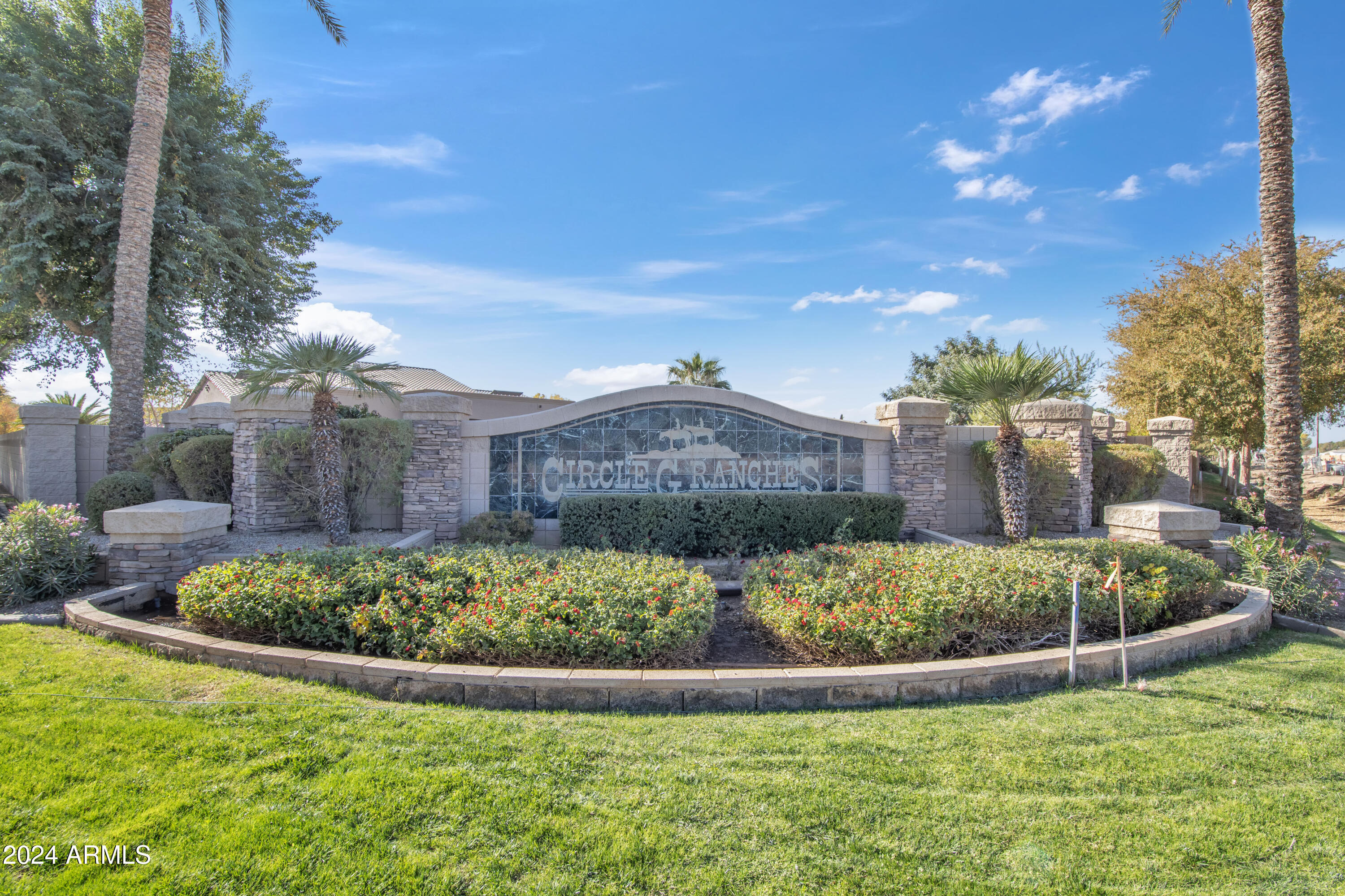16 - 2027 E Pickett Court, Sold in Gilbert - Zoocasa