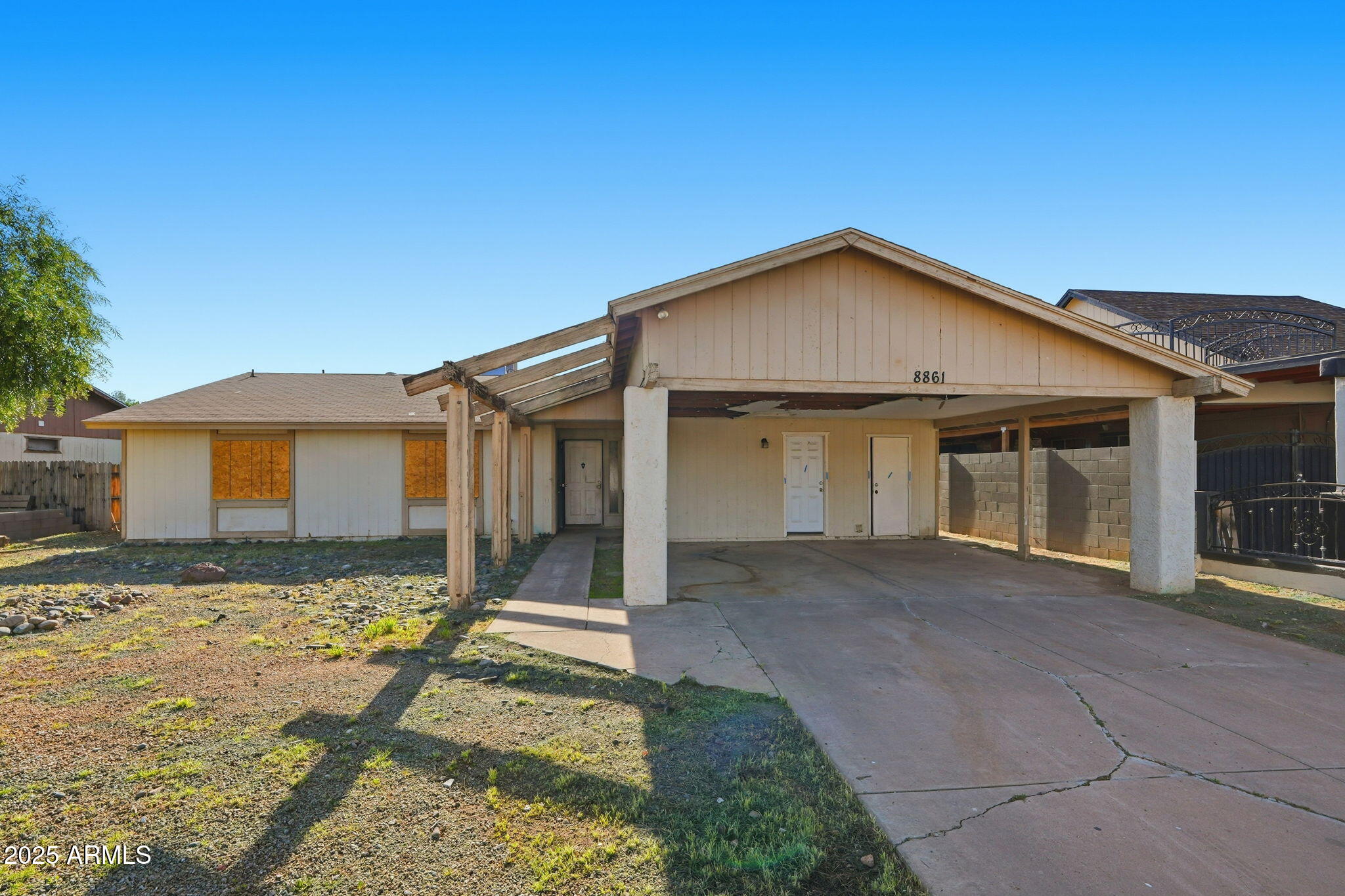 8861 W Weldon Ave, For Sale in Phoenix - eXp Realty