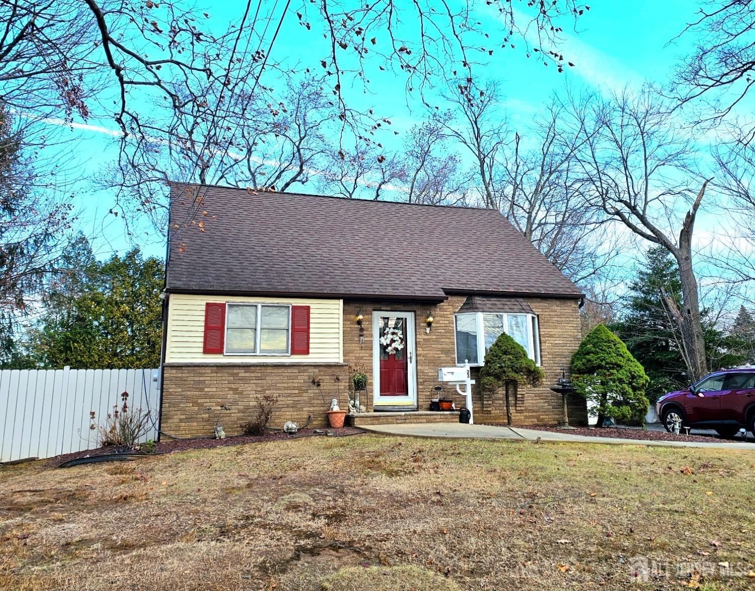 23 Susan Lane, Sold in East Brunswick - eXp Realty