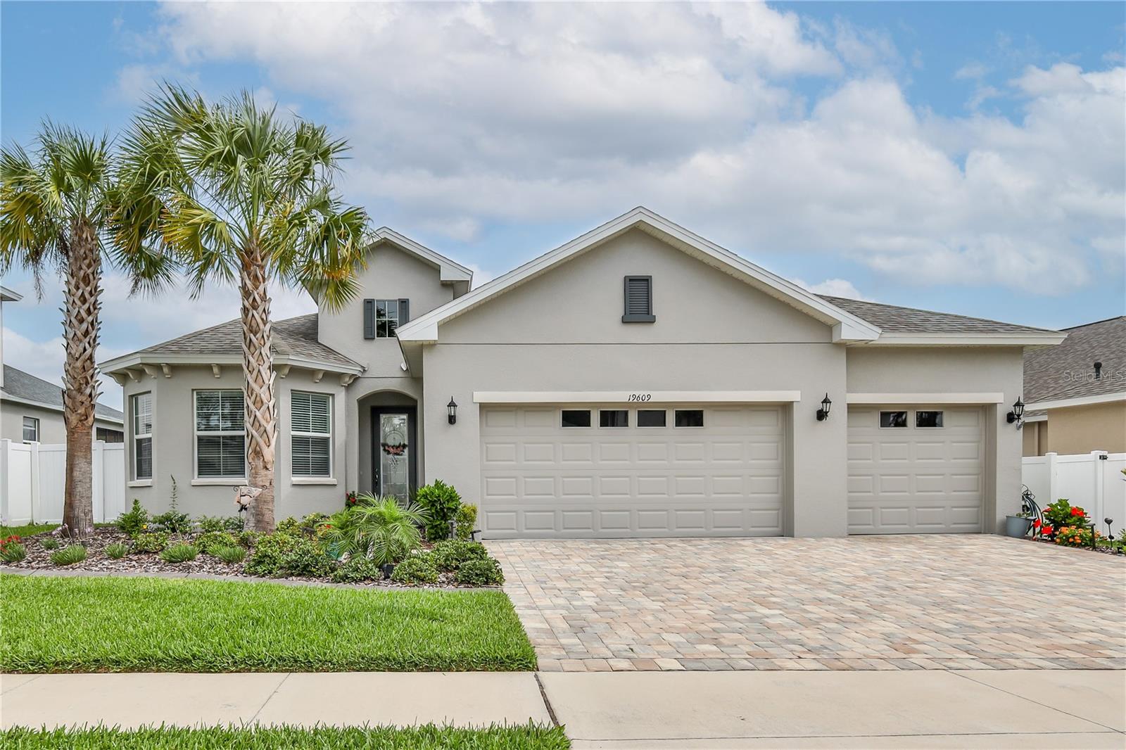 19609 Lonesome Pine Drive, Sold in LAND O LAKES - Zoocasa
