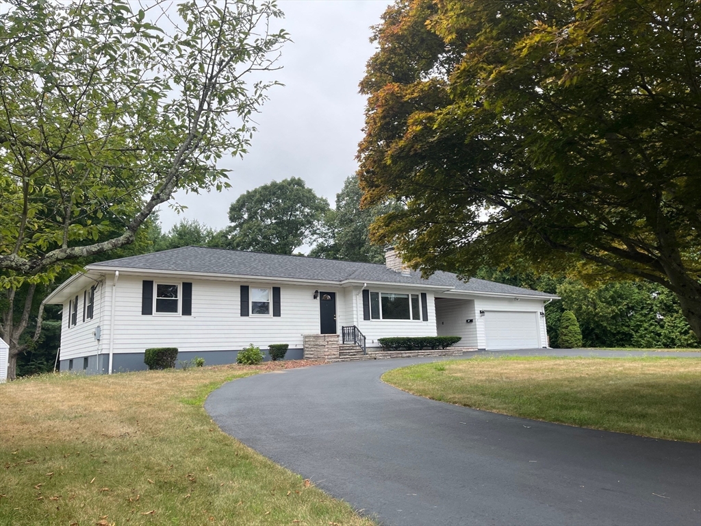 17 Silversmith Way, For Sale in Taunton - eXp Realty