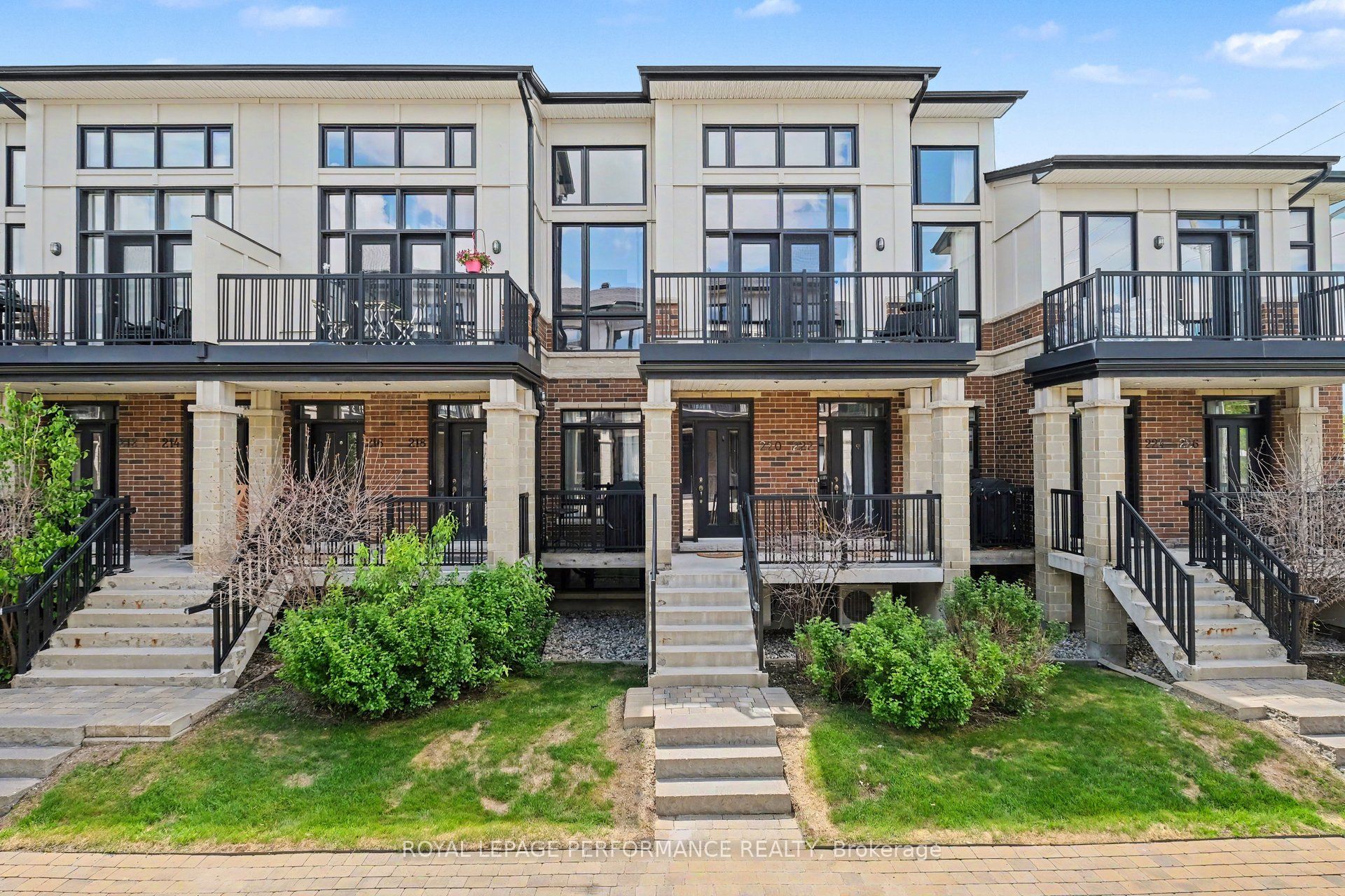 220 Pembina Pvt, For Sale in Manotick - eXp Realty