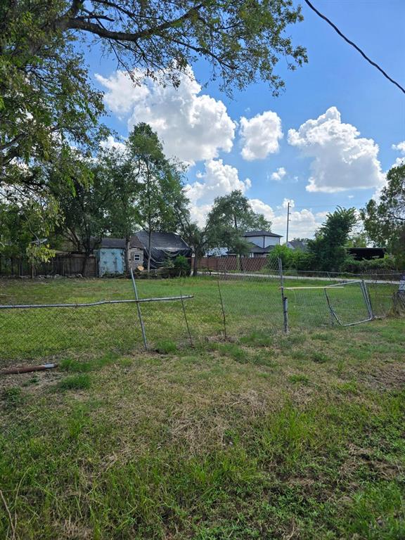 2602 Chapman Street, For Sale in Houston - eXp Realty