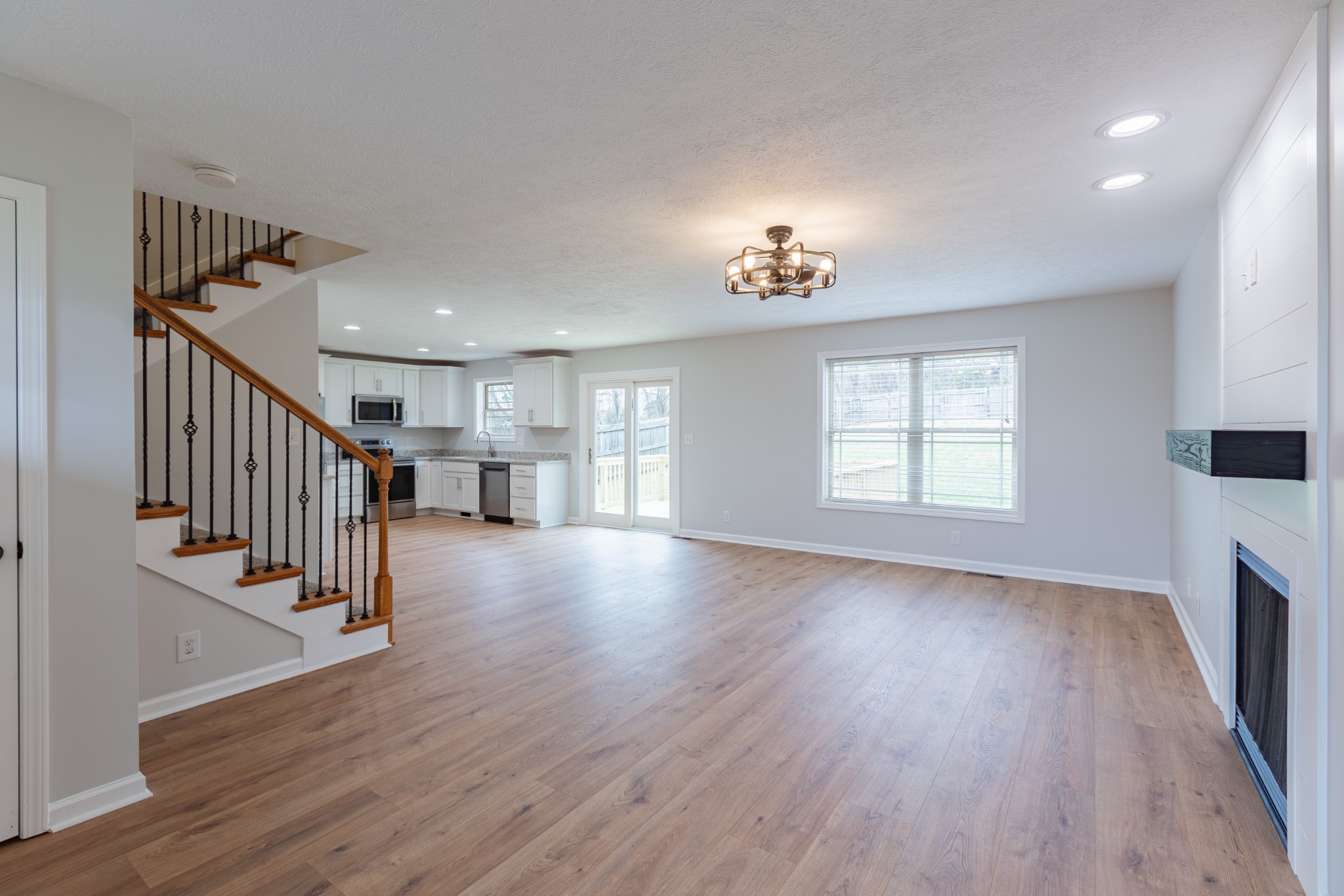 3149 Clydesdale Dr, For Sale in Clarksville - eXp Realty