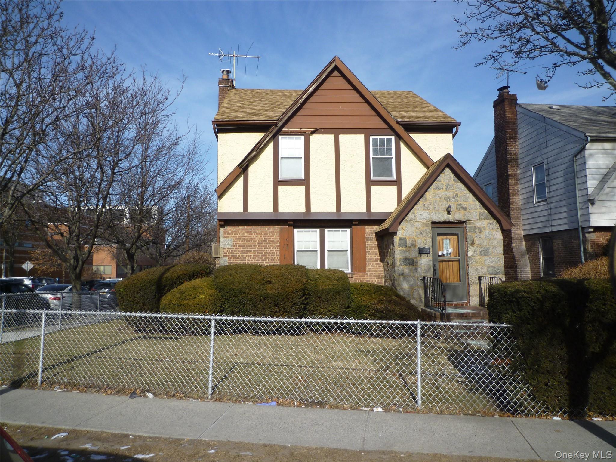 141 Booth Memorial Ave, For Sale in Flushing - eXp Realty