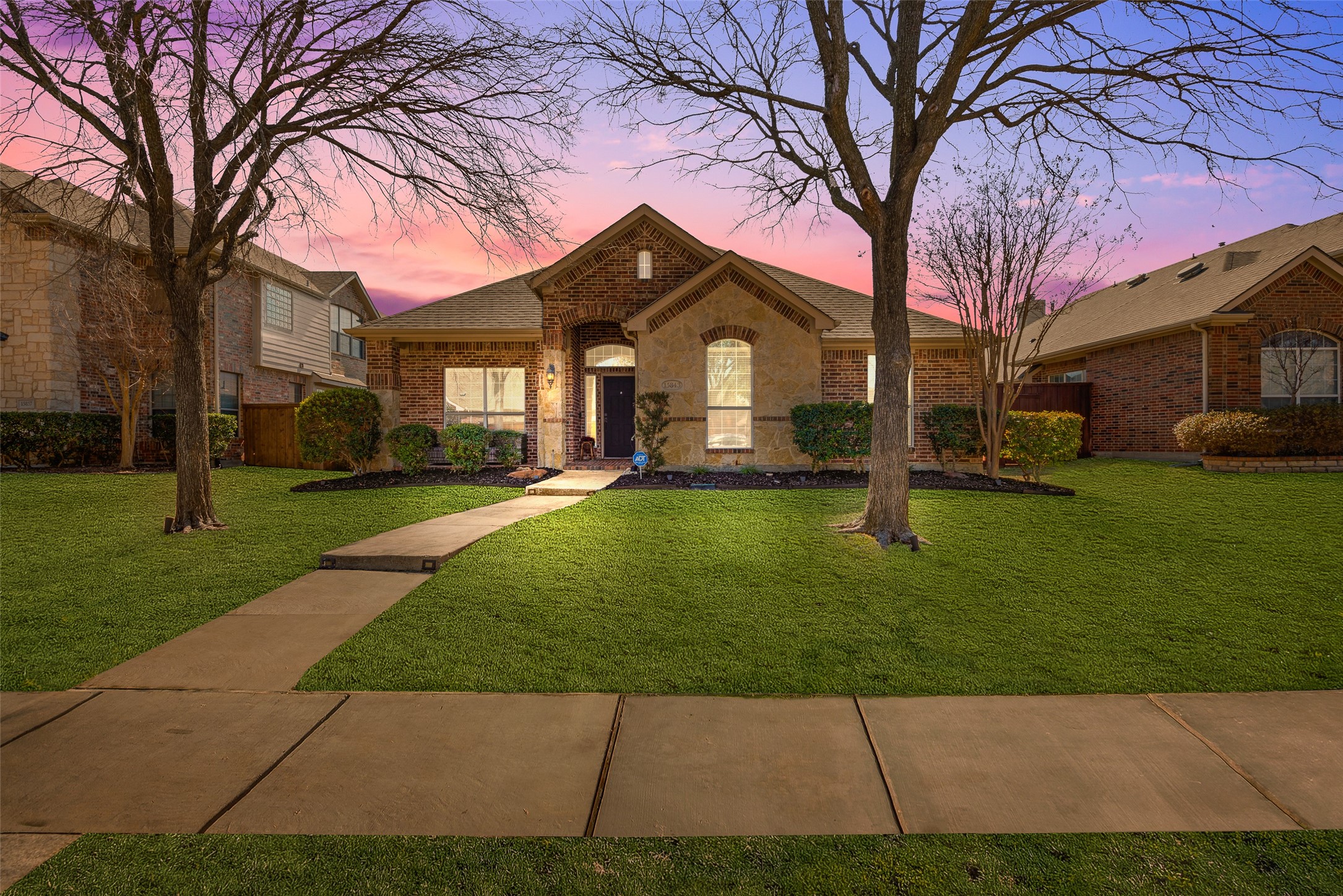 15843 Waterview Dr, For Sale in Frisco - Zoocasa