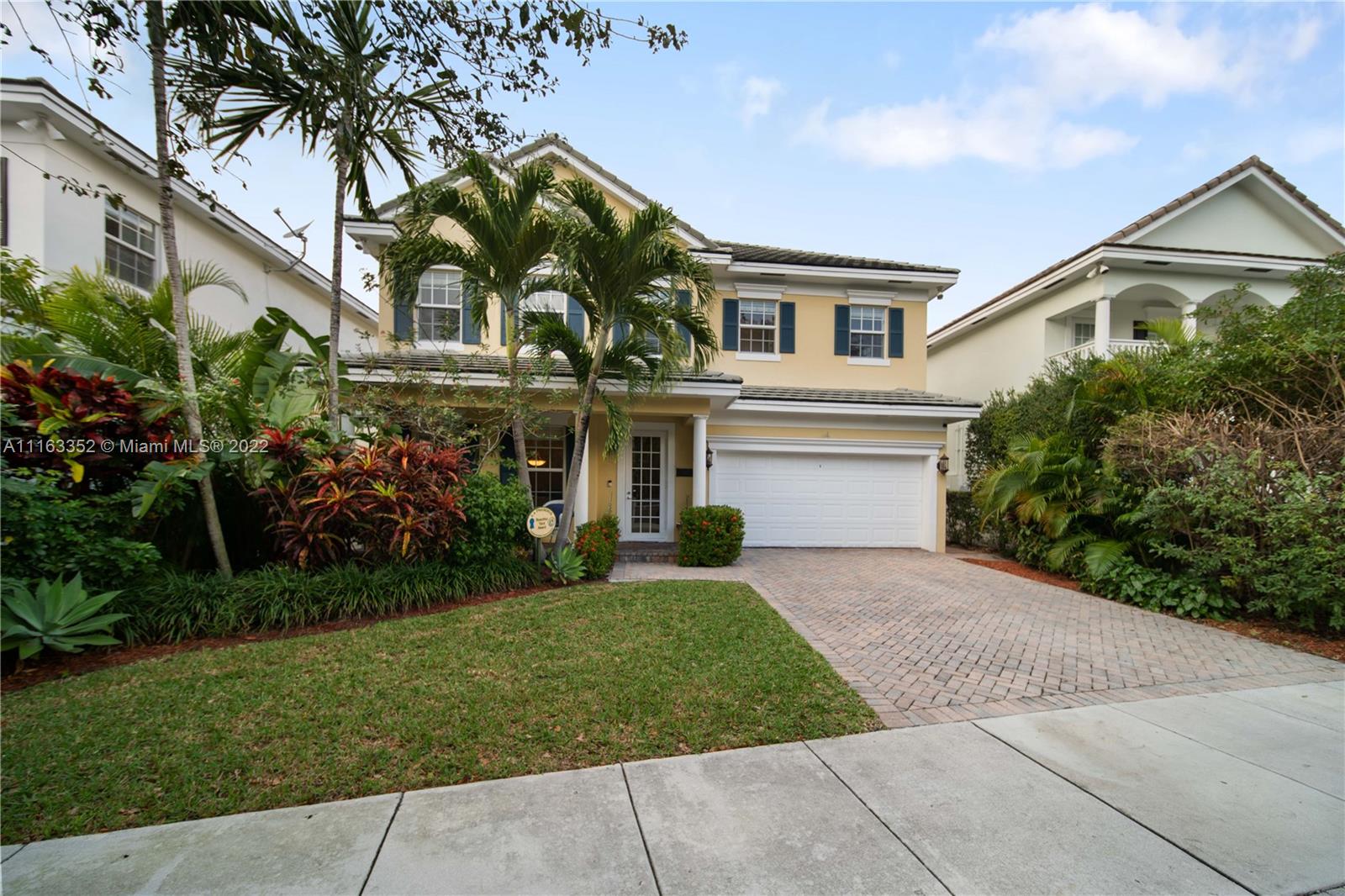 1323 Sw 23rd St, Sold in Fort Lauderdale - Zoocasa