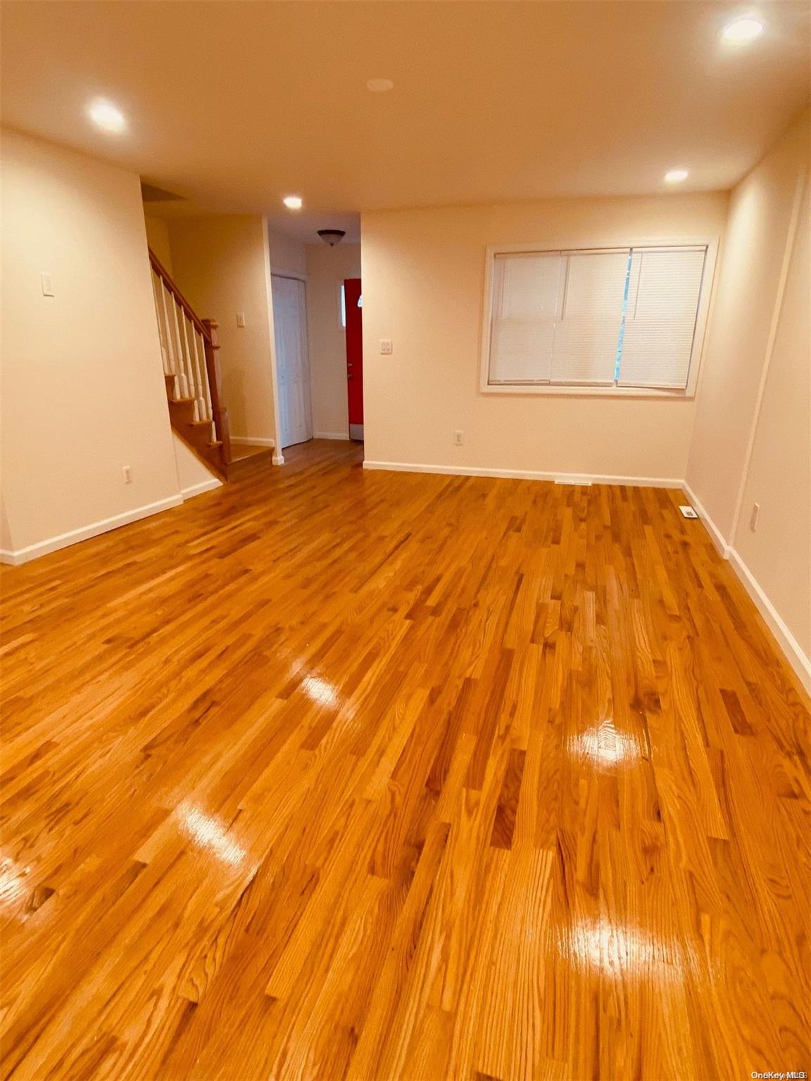 170 Calhoun Ave, Sold in Bronx - eXp Realty