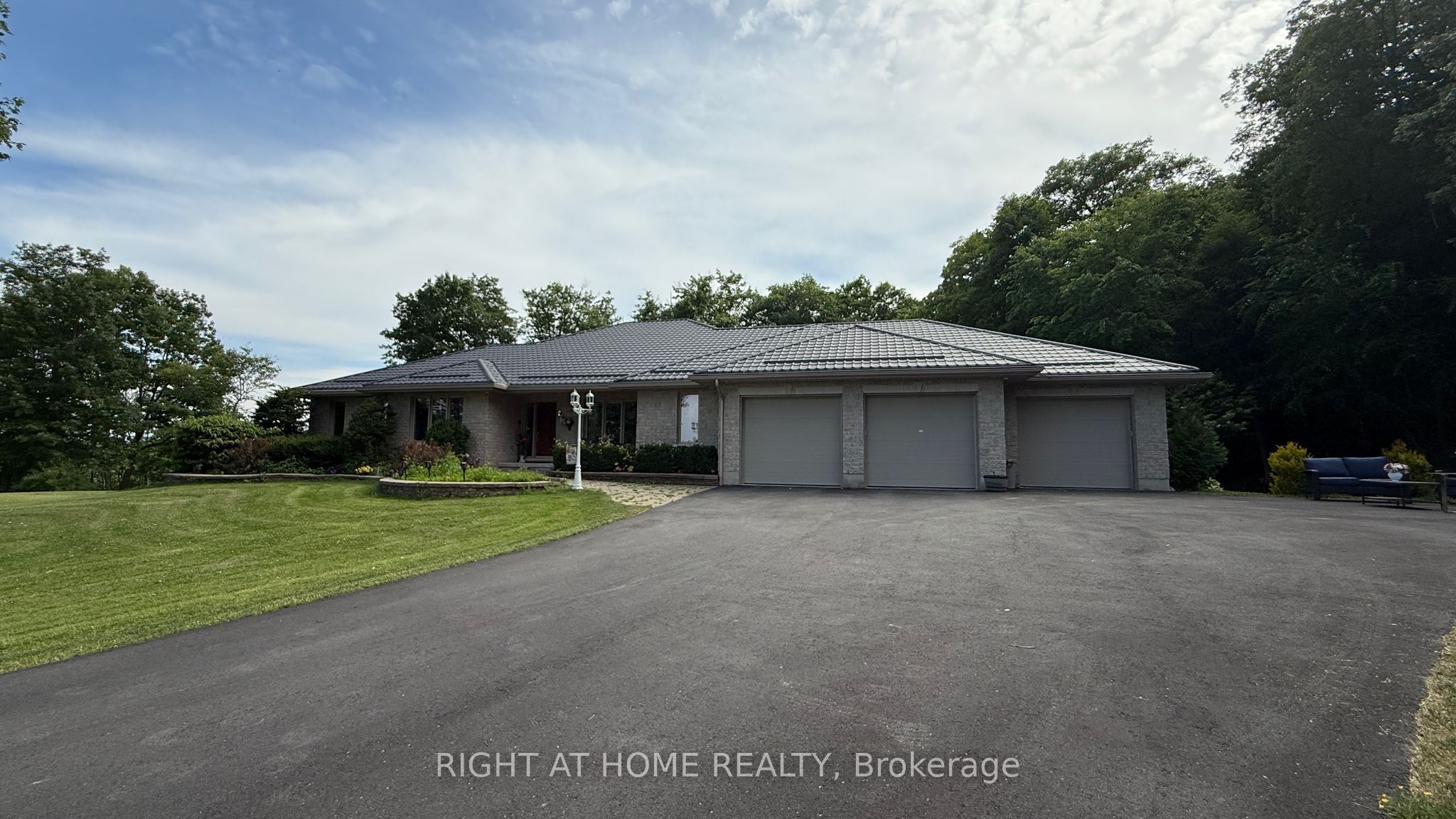 1453 Millenium Crt, For Sale in Kingston - eXp Realty
