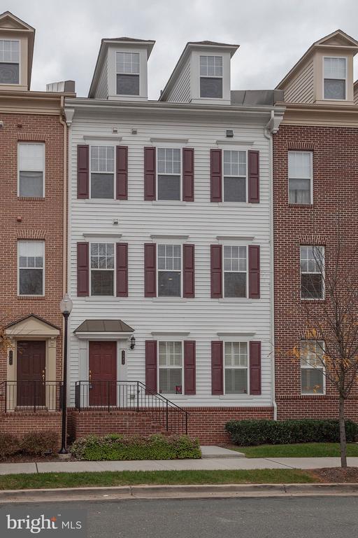 3941 Old Dominion Blvd, For Sale in Alexandria - eXp Realty