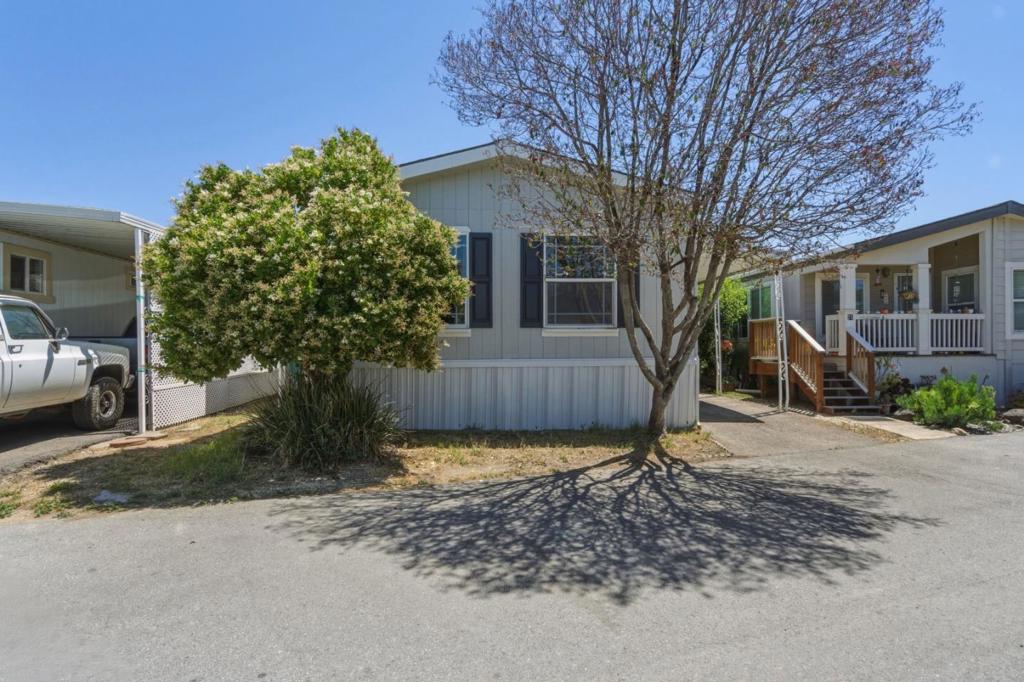 2900 Fairview Rd, For Sale in Hollister - eXp Realty