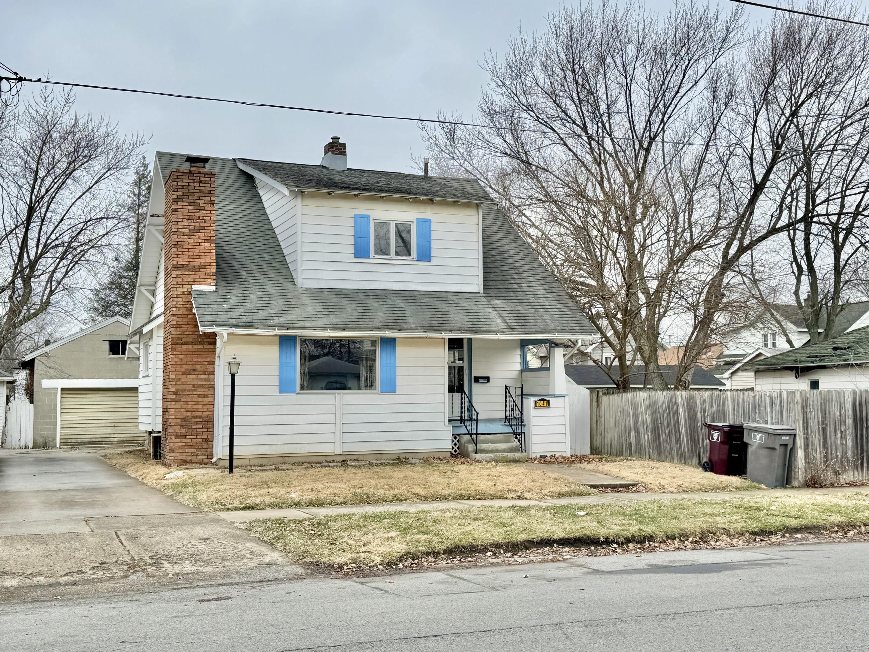 1041 N Elizabeth St, For Sale in Lima - eXp Realty