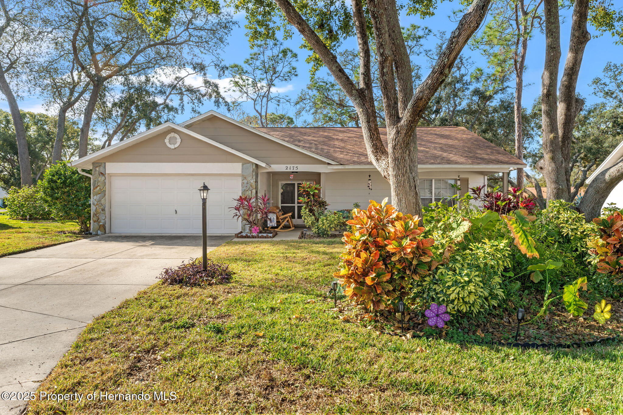 2175 Pebble Beach Drive, For Sale in SPRING HILL - Zoocasa