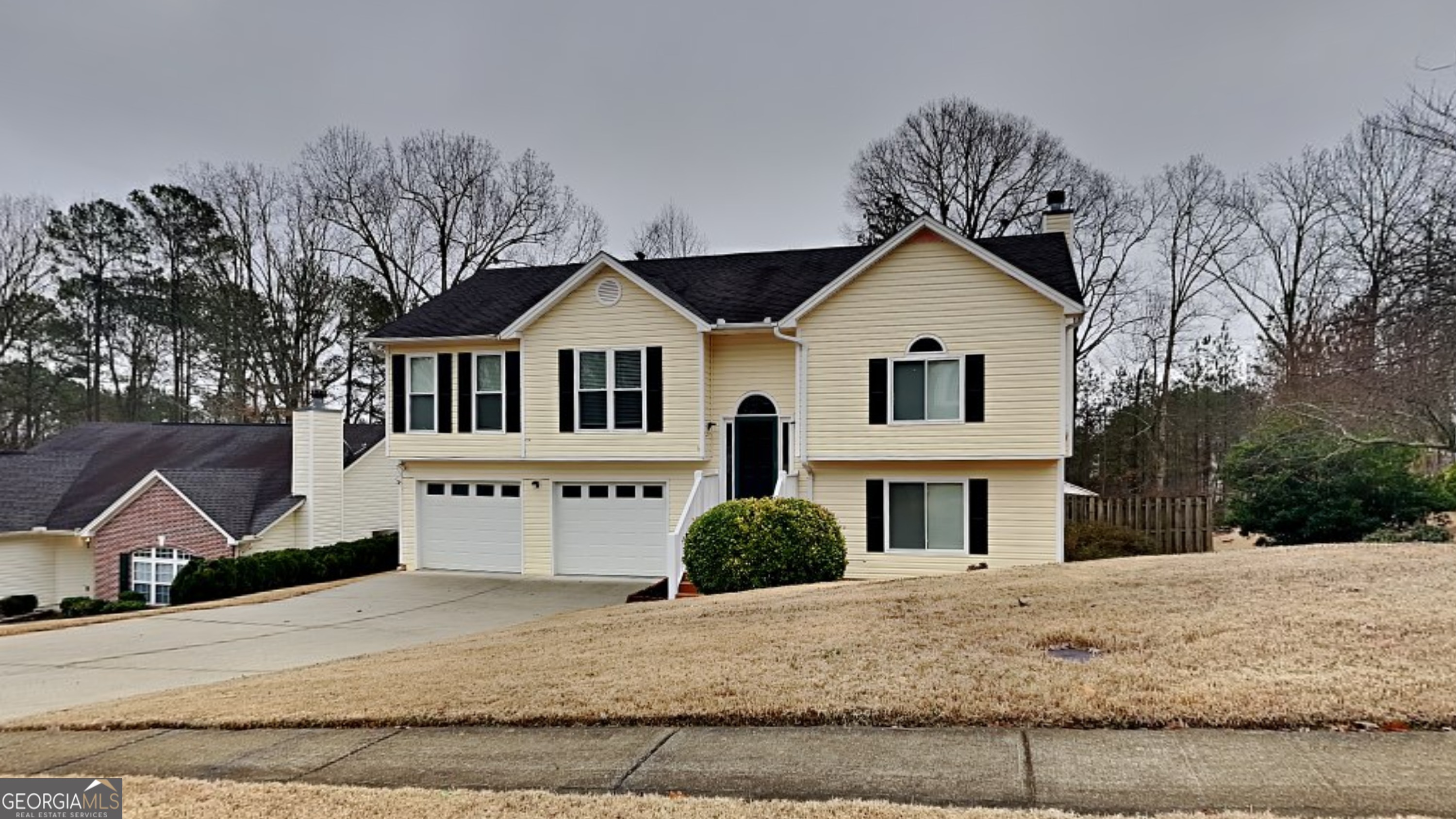 300 Foster Trace Drive, Sold in Lawrenceville - Zoocasa