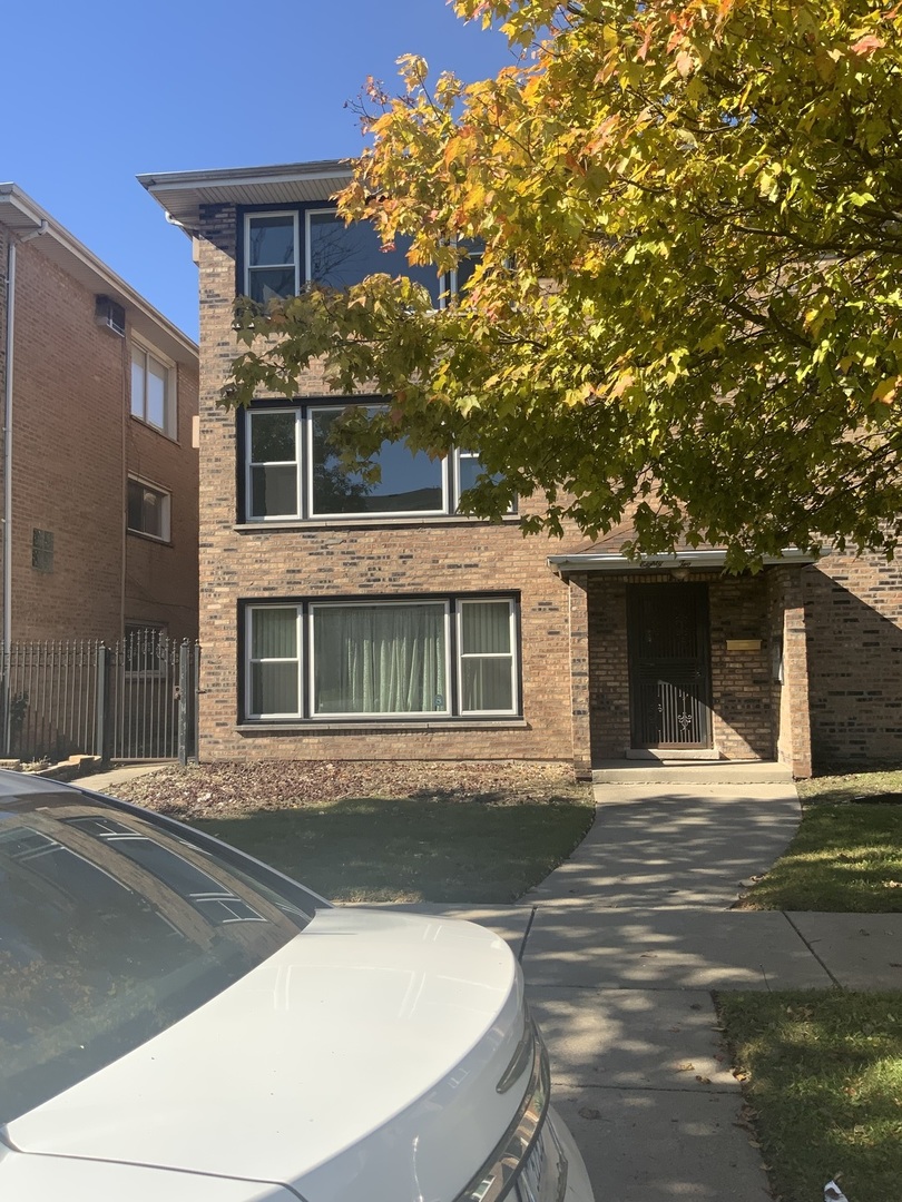 2 - 82 Luella Avenue, Leased in Calumet City - Zoocasa