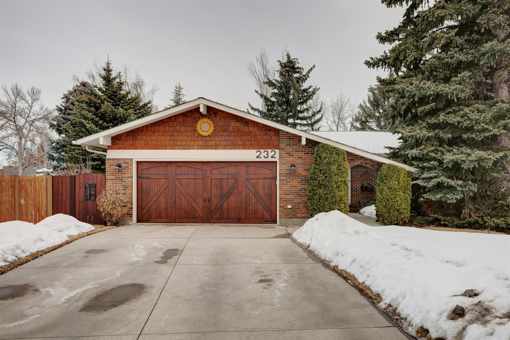 232 Parkridge Pl Se, Sold in Calgary - Zoocasa