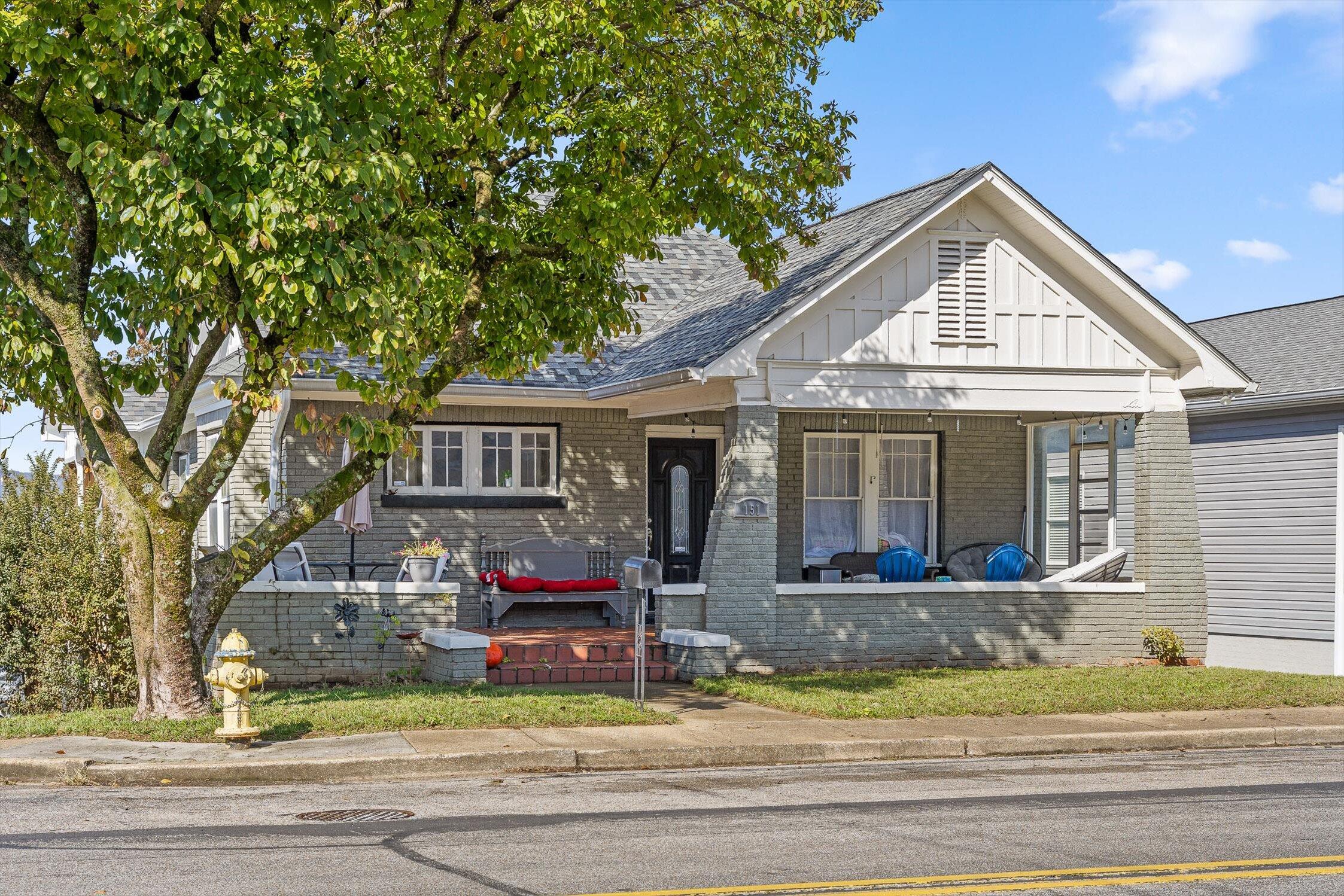 151 N Orchard Knob Ave, For Sale in Chattanooga - eXp Realty