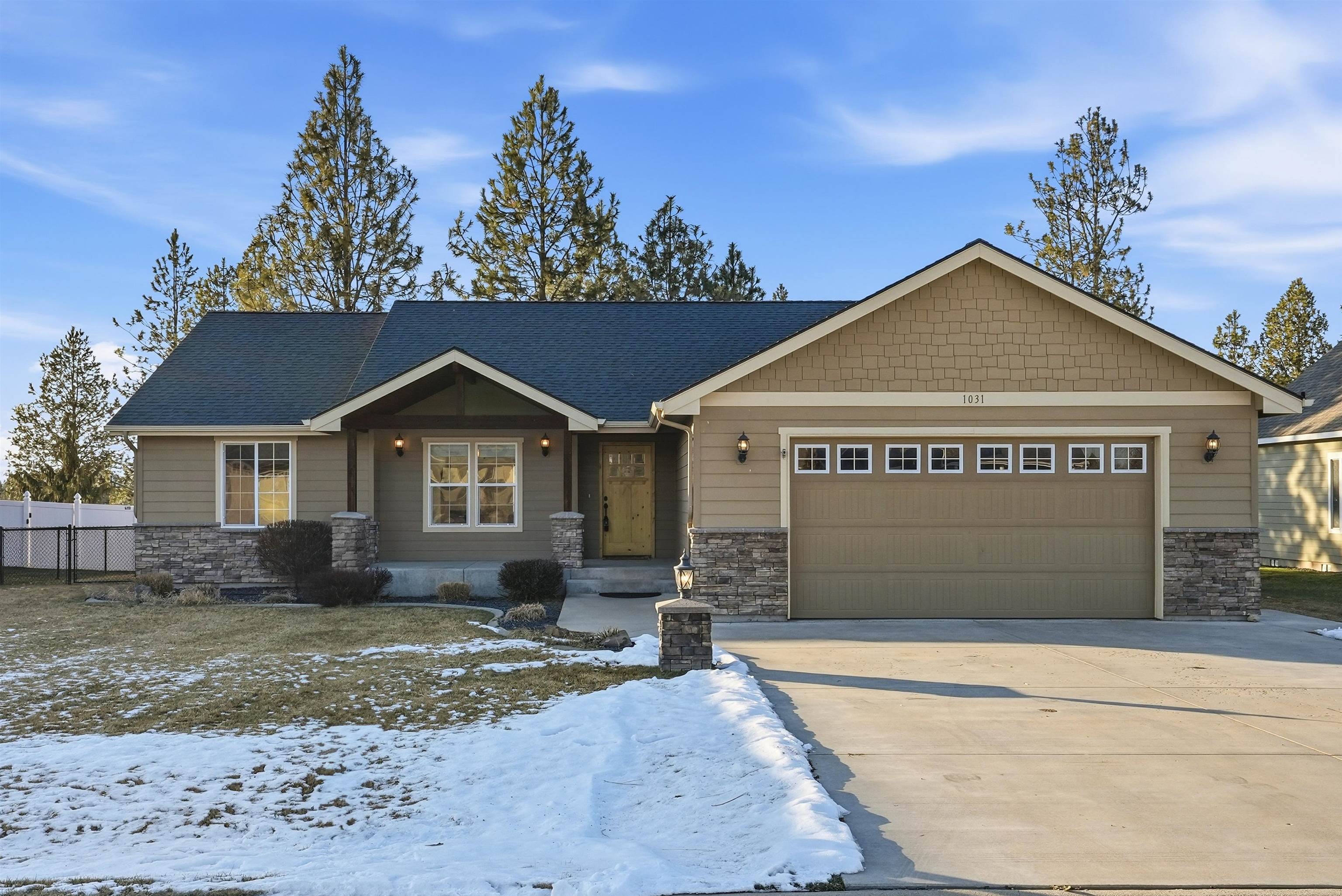 1031 N High Desert Dr, For Sale in Deer Park - eXp Realty