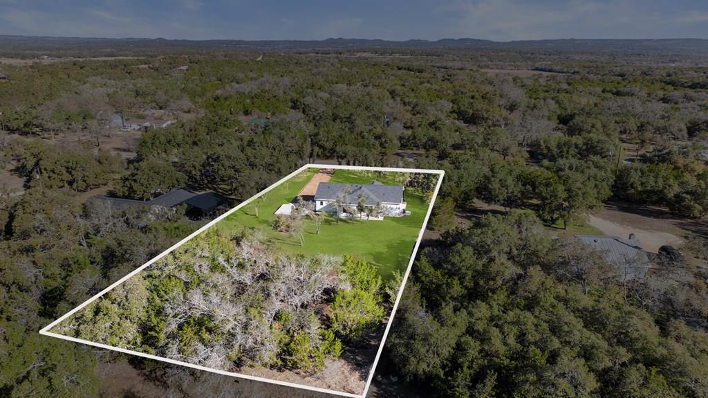 200 Rust Ranch Rd., For Sale in Blanco - Zoocasa