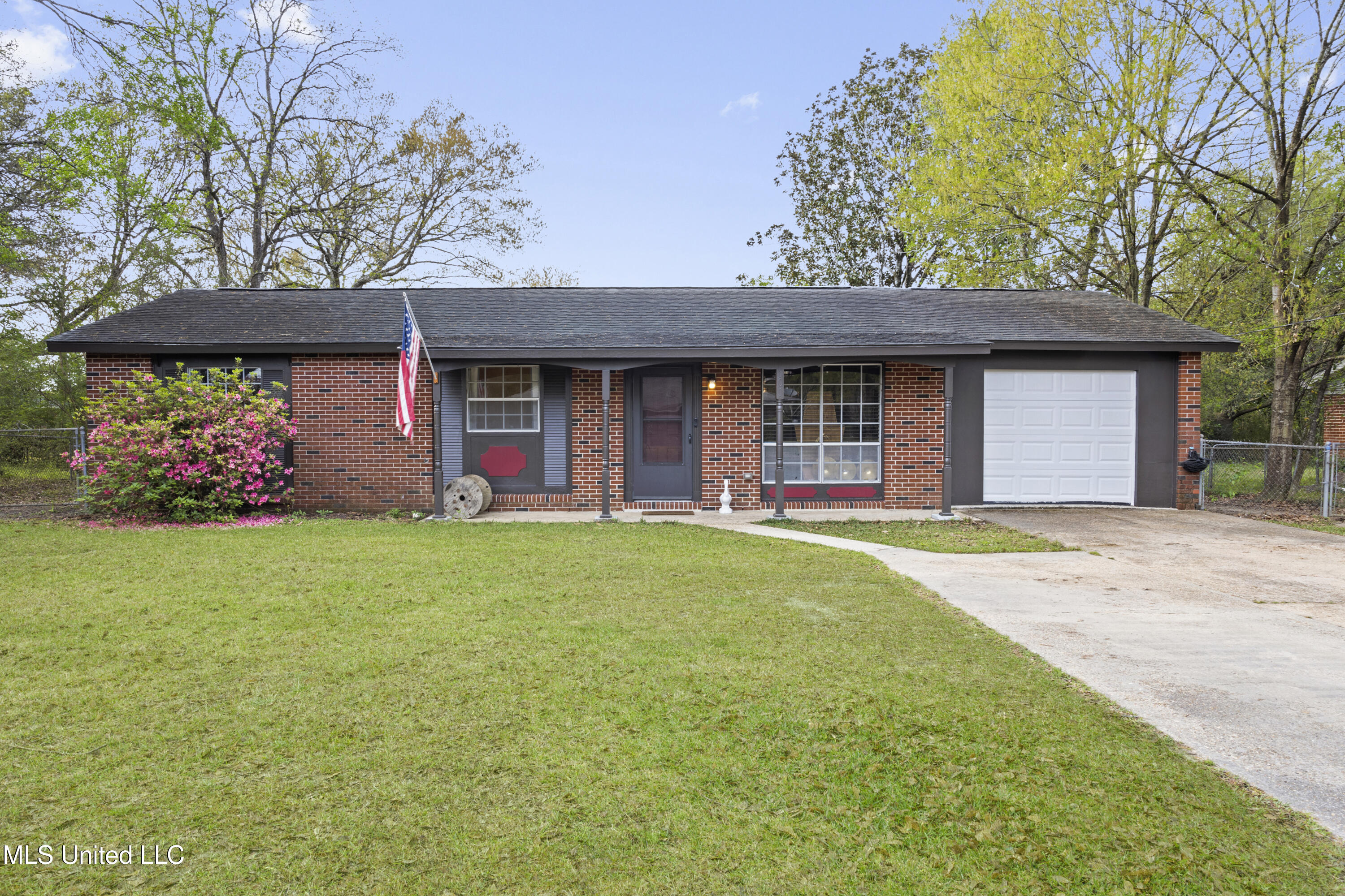 101 Fore St, For Rent in Gulfport - eXp Realty