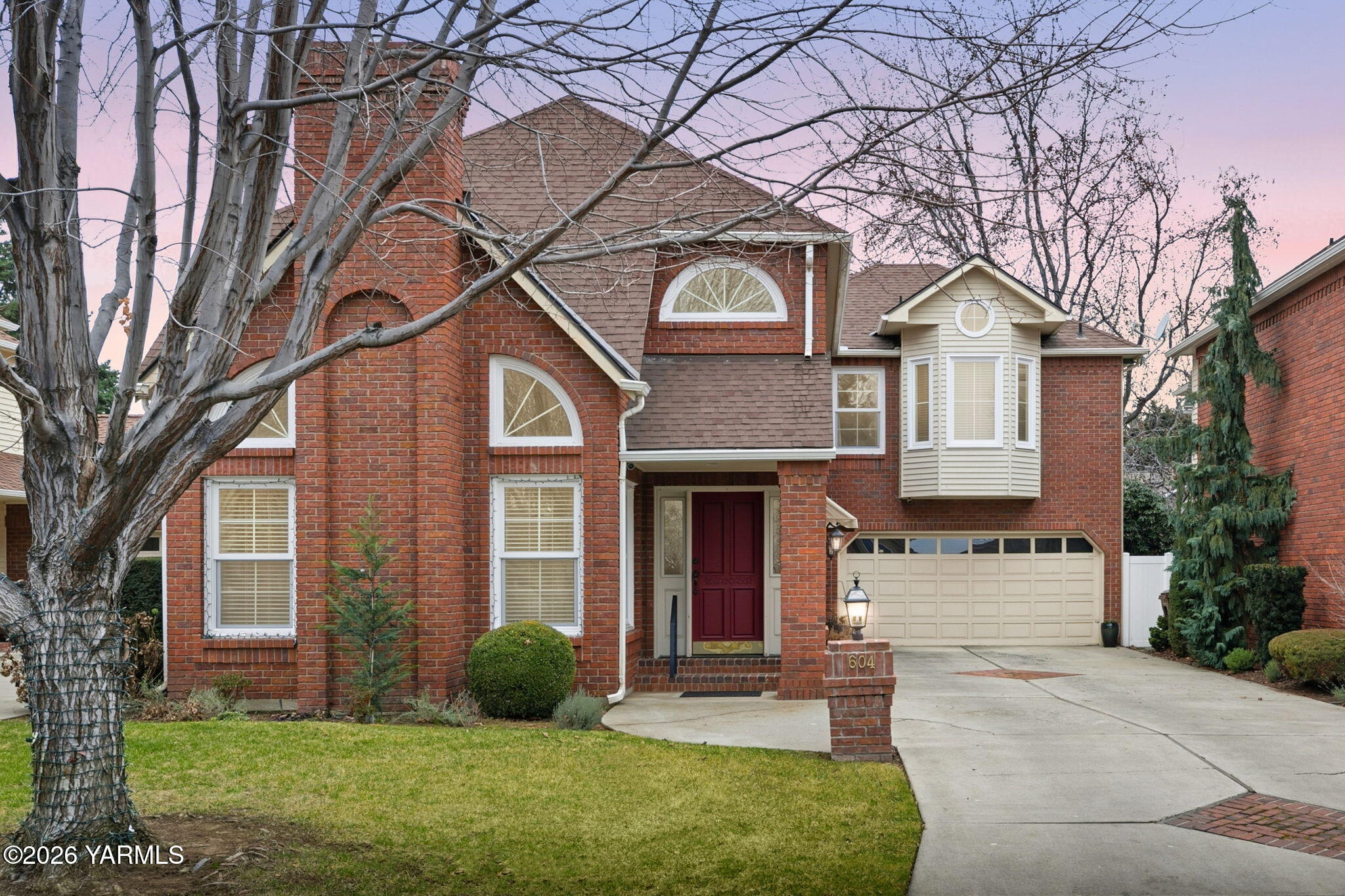 604 Bellevue Pl, For Sale in Yakima - eXp Realty