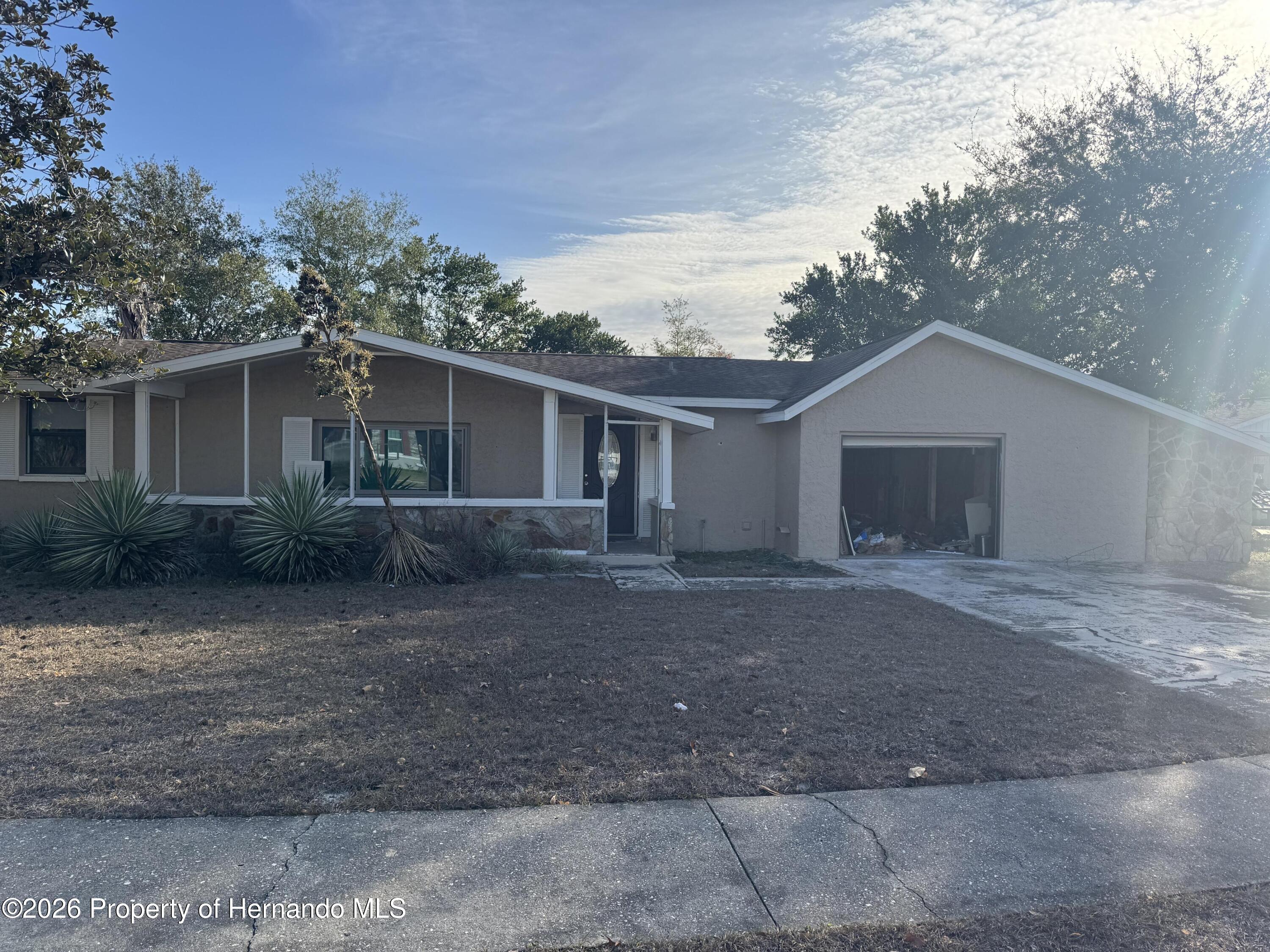 4440 Cadbury Rd, For Sale in Spring Hill - eXp Realty