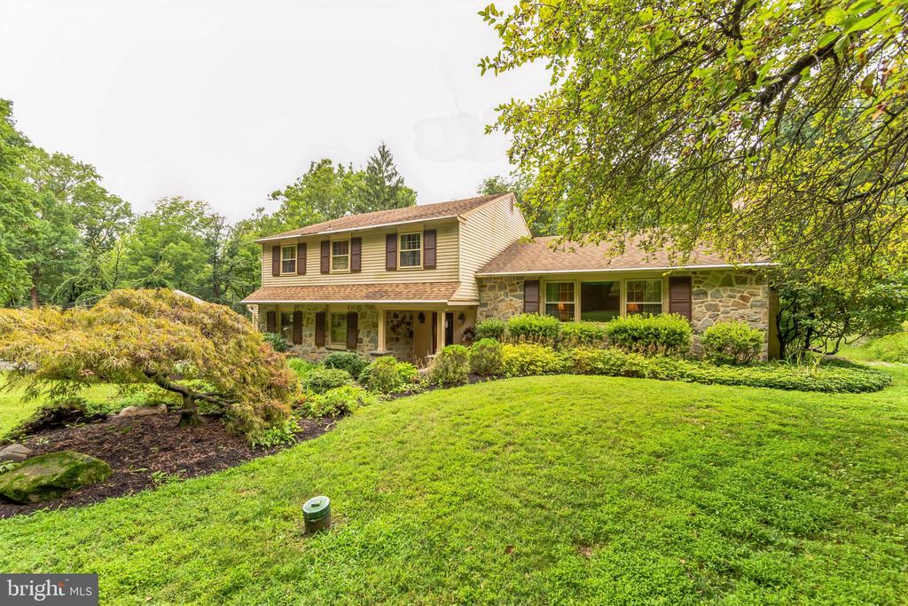 125 W Bishop Hollow Rd, Sold in MEDIA - eXp Realty