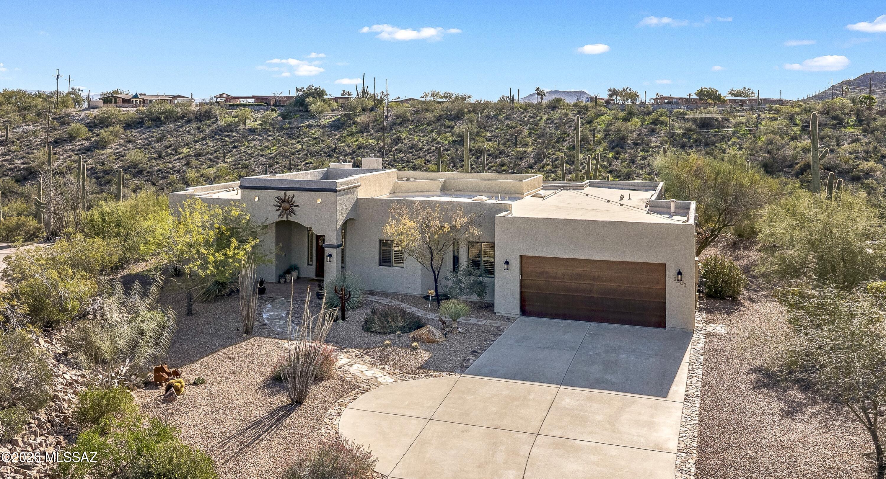 1502 N Coral Bells Drive, For Sale in Tucson - eXp Realty