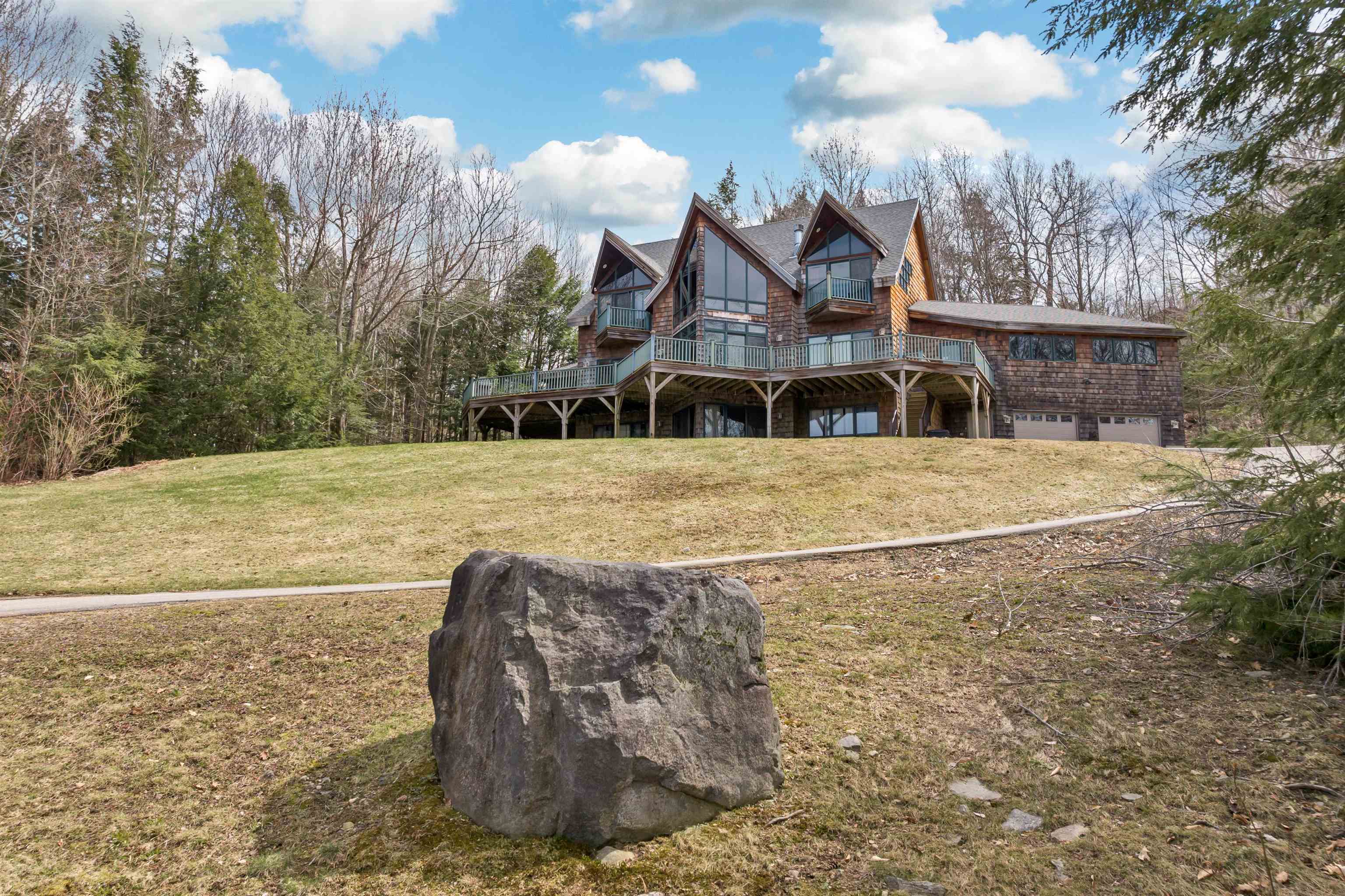 138 Cumberland Road, For Sale in Gilford - Zoocasa