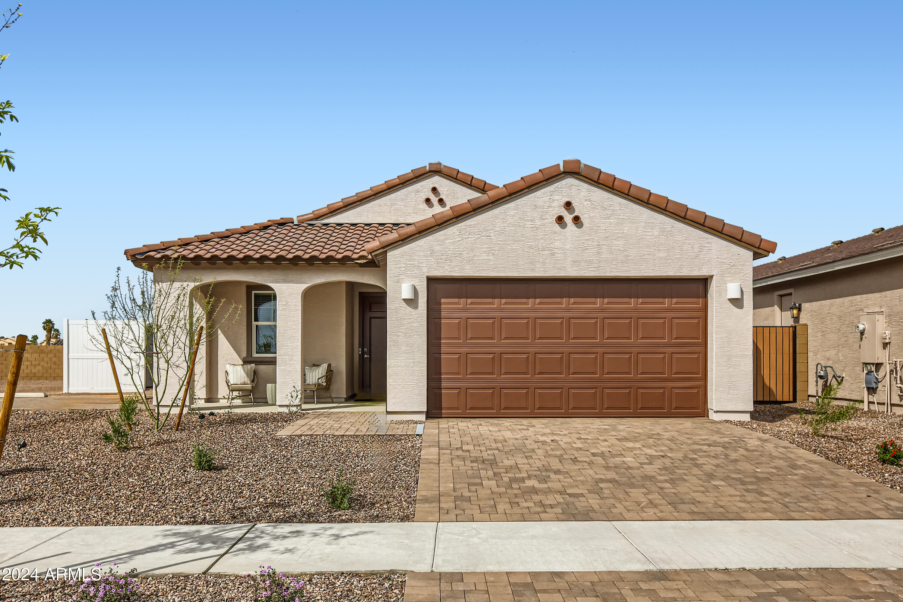 15658 W Winslow Avenue, For Sale in Goodyear - Zoocasa