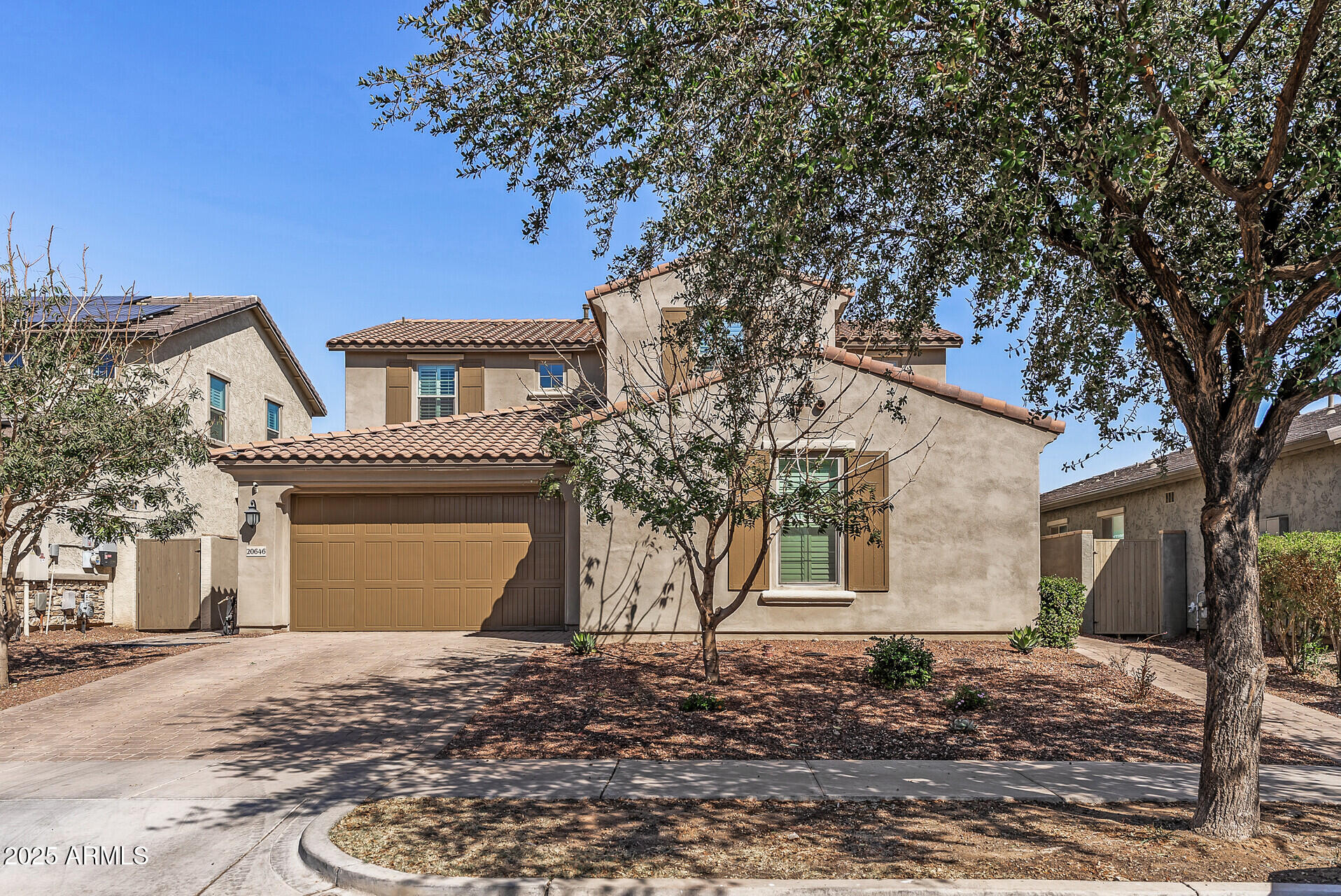 20646 W Delaney Drive, For Sale in Buckeye - Zoocasa