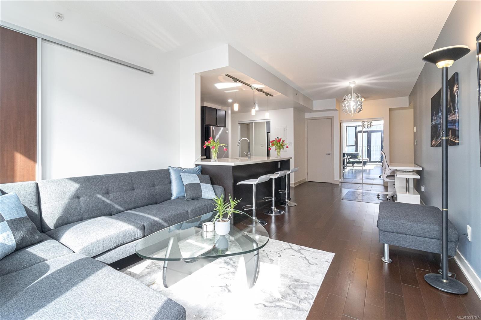 204 - 760 Johnson St, For Sale in Victoria - Zoocasa
