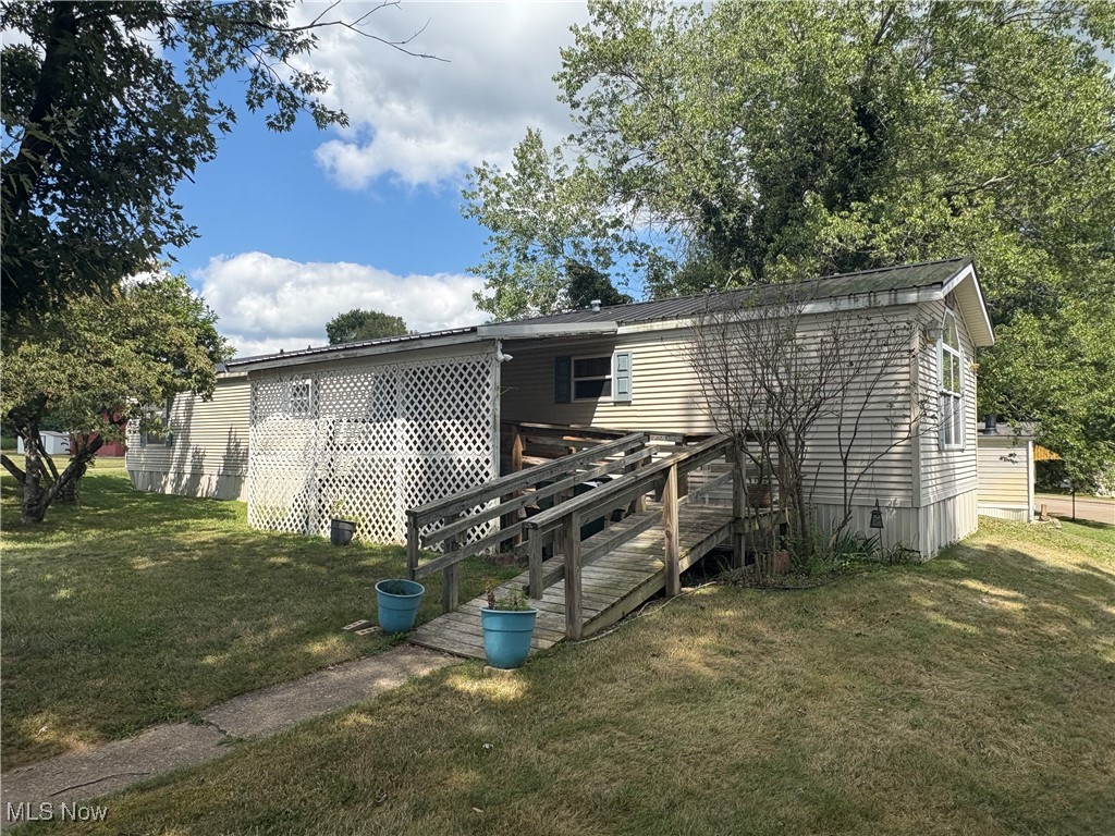 2200 S River Rd, For Sale in Zanesville - eXp Realty