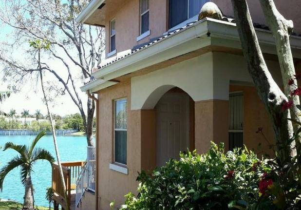 2 - 3271 Nw 44th St, For Sale in Fort Lauderdale - Zoocasa