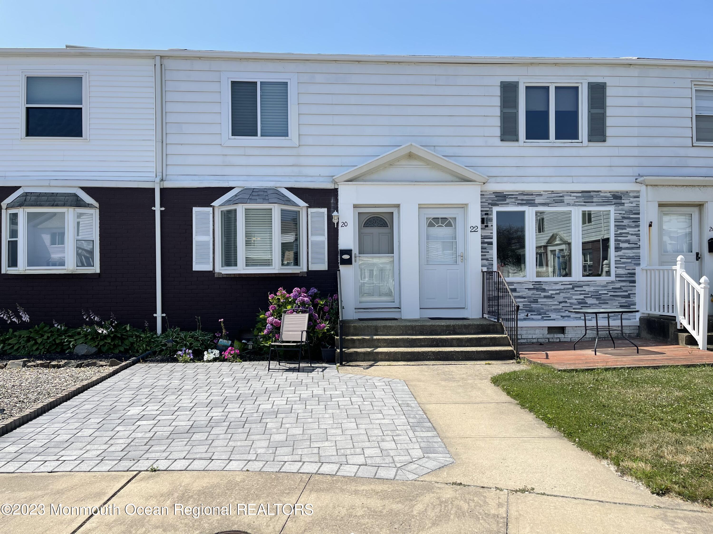 20 Vine Court, For Rent in Long Branch - Zoocasa