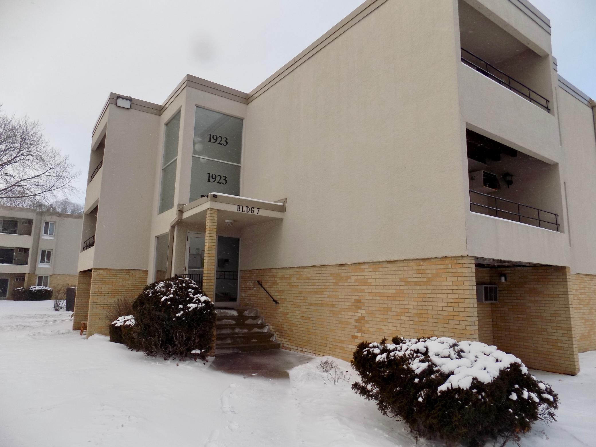 APT-21 - 1923 Viking Dr Nw, For Sale in Rochester - eXp Realty