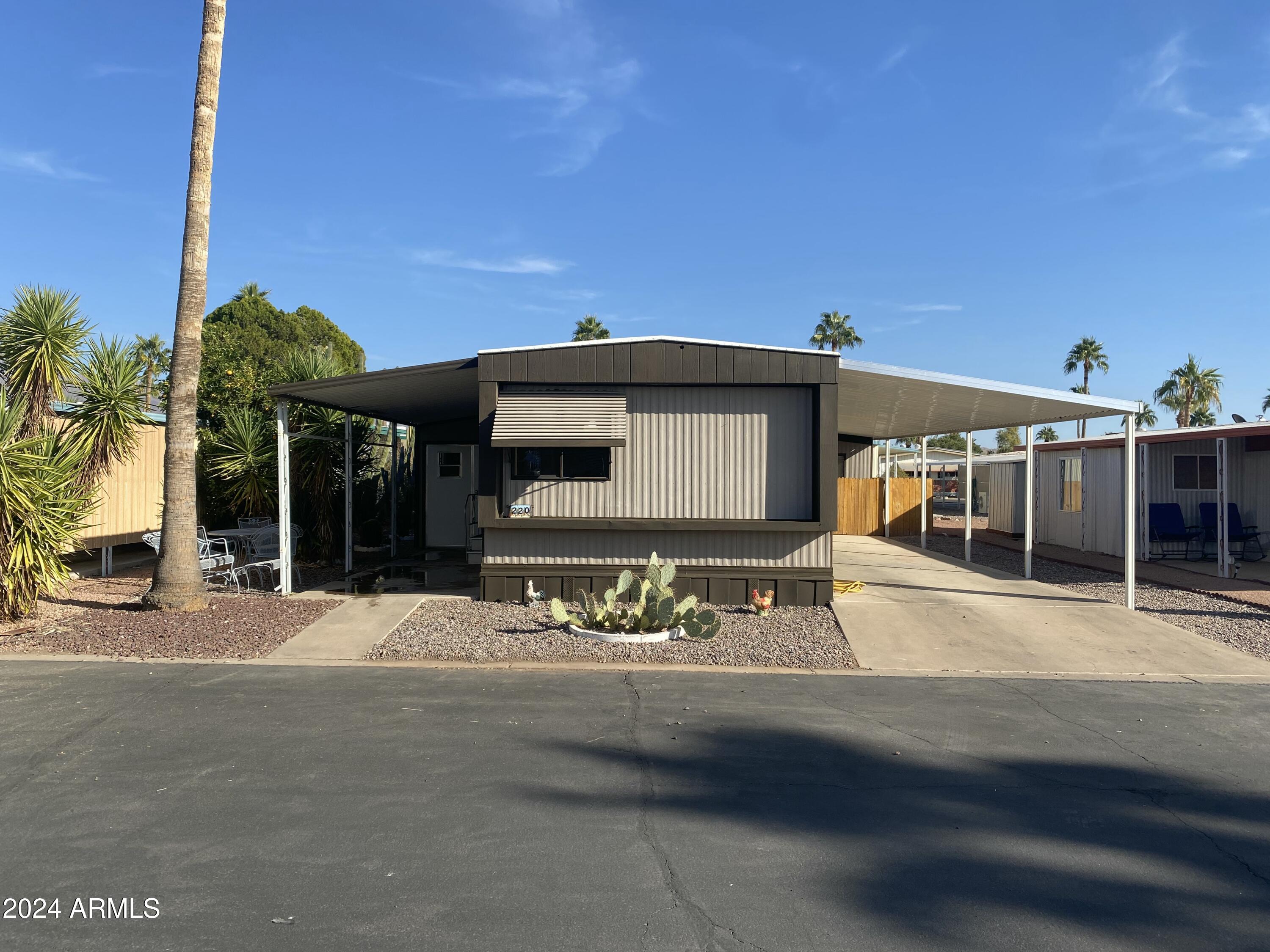 220 - 2605 S Tomahawk Road, For Sale in Apache Junction - Zoocasa