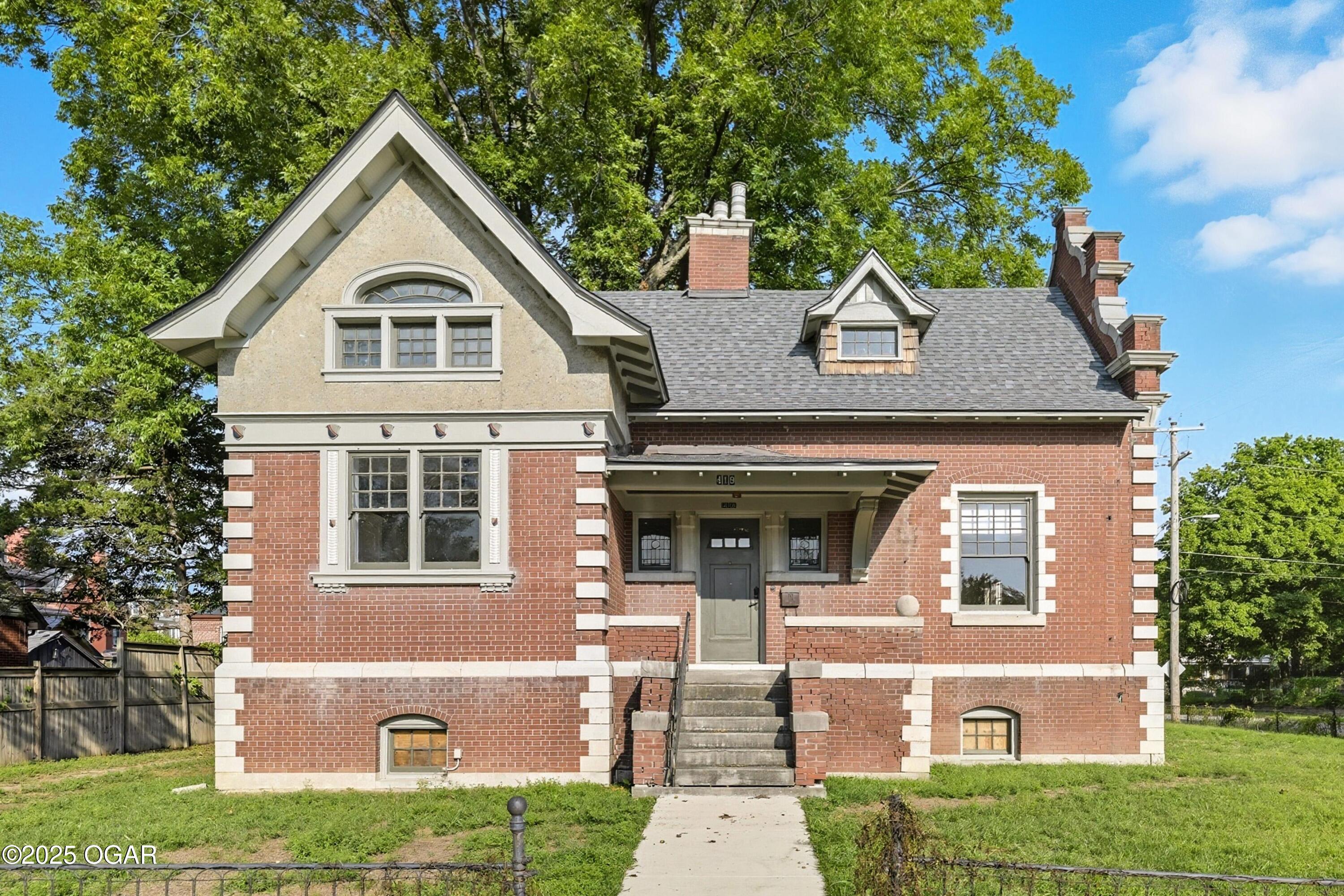 419 S Jackson Ave, For Sale in Joplin - eXp Realty