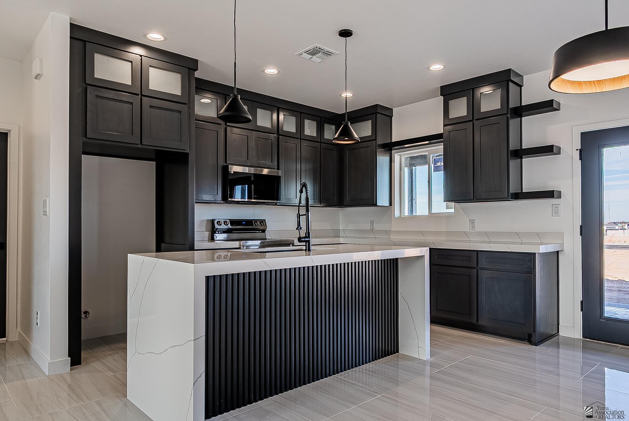 10718 E 46 Th Ln, For Sale in Yuma - eXp Realty