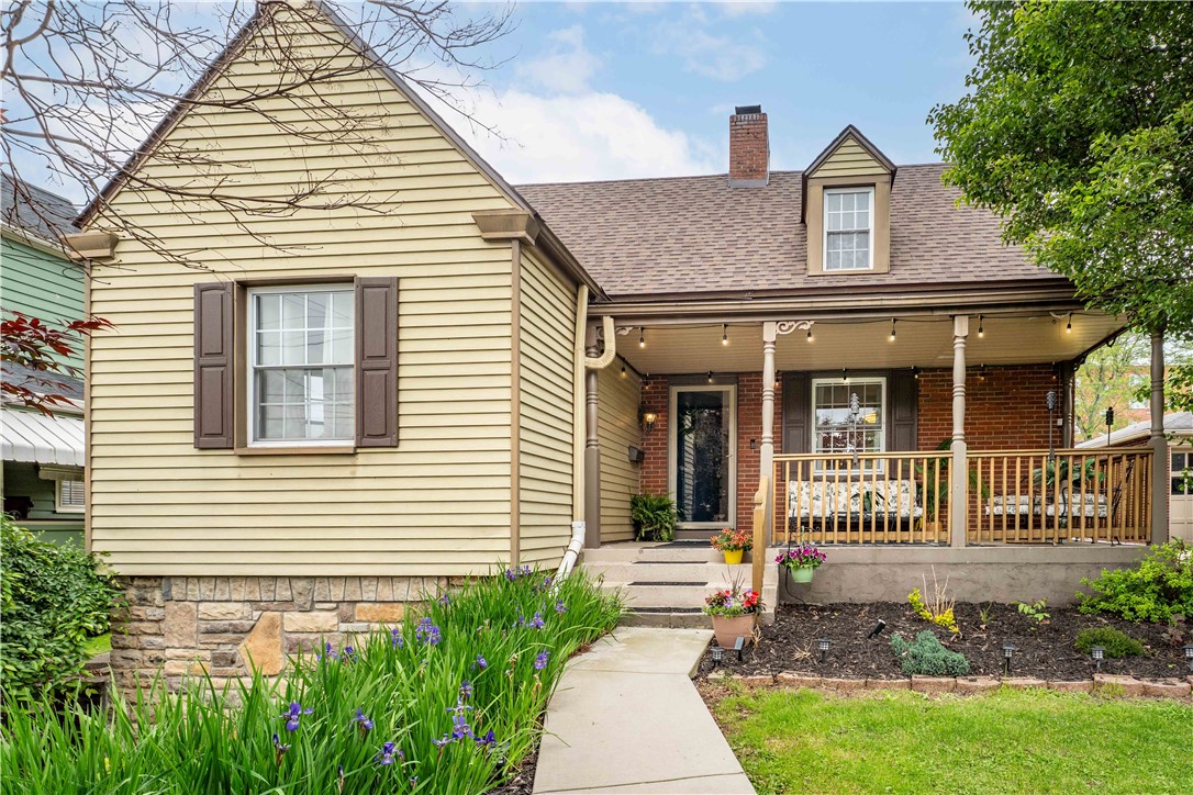 55 Evergreen Ter, Sold in Uniontown - eXp Realty