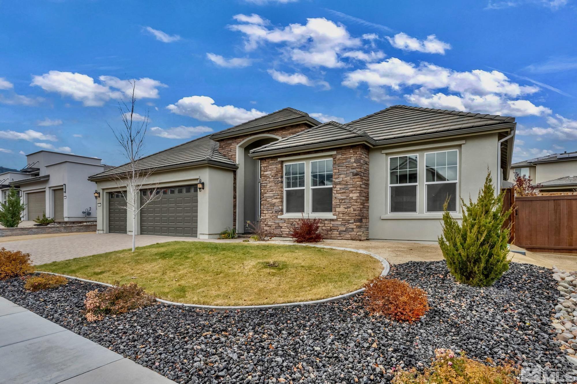 279 Shackleton Dr, For Sale in Verdi - Zoocasa