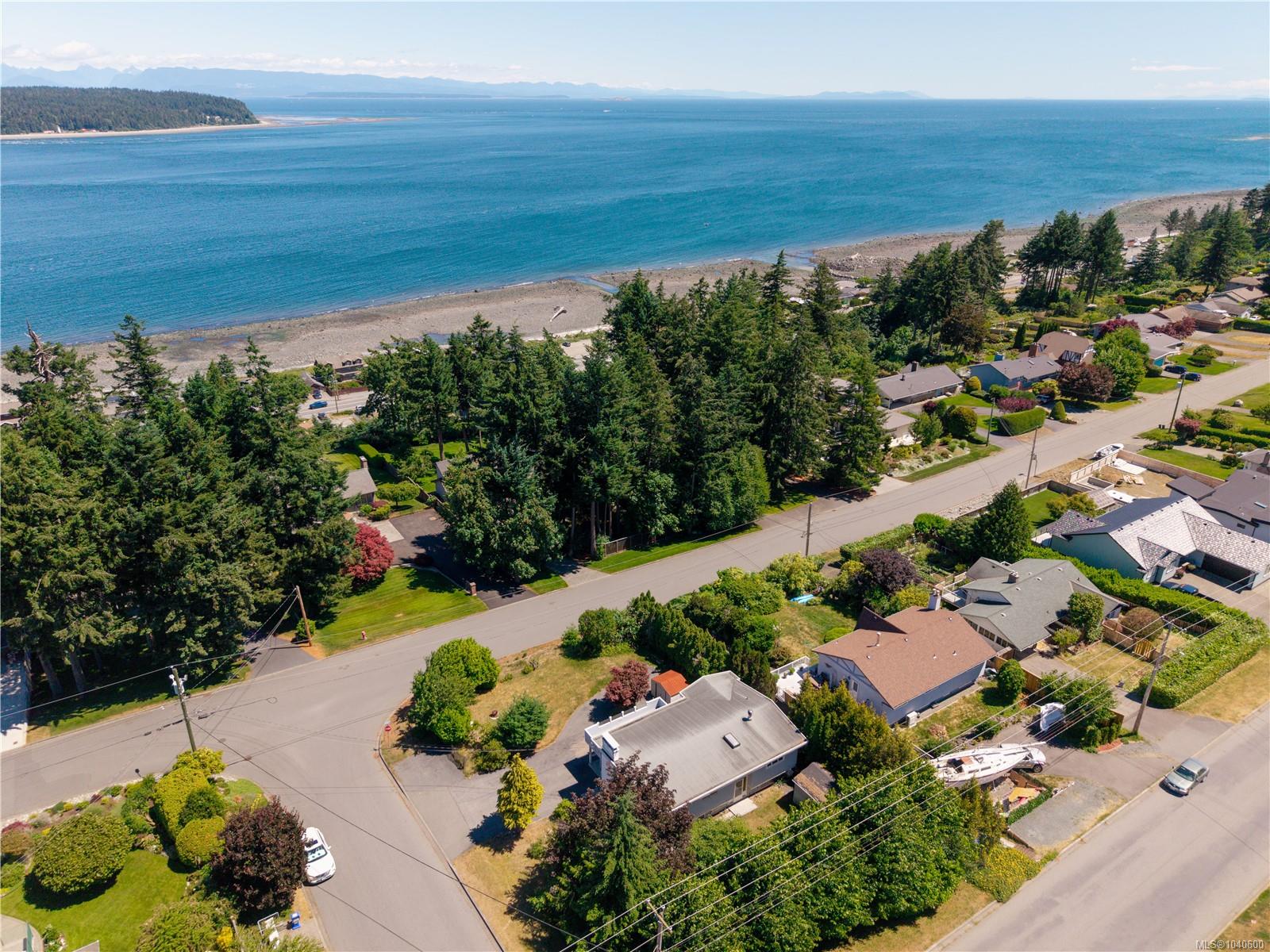 826 Ash St, For Sale in Campbell River - eXp Realty